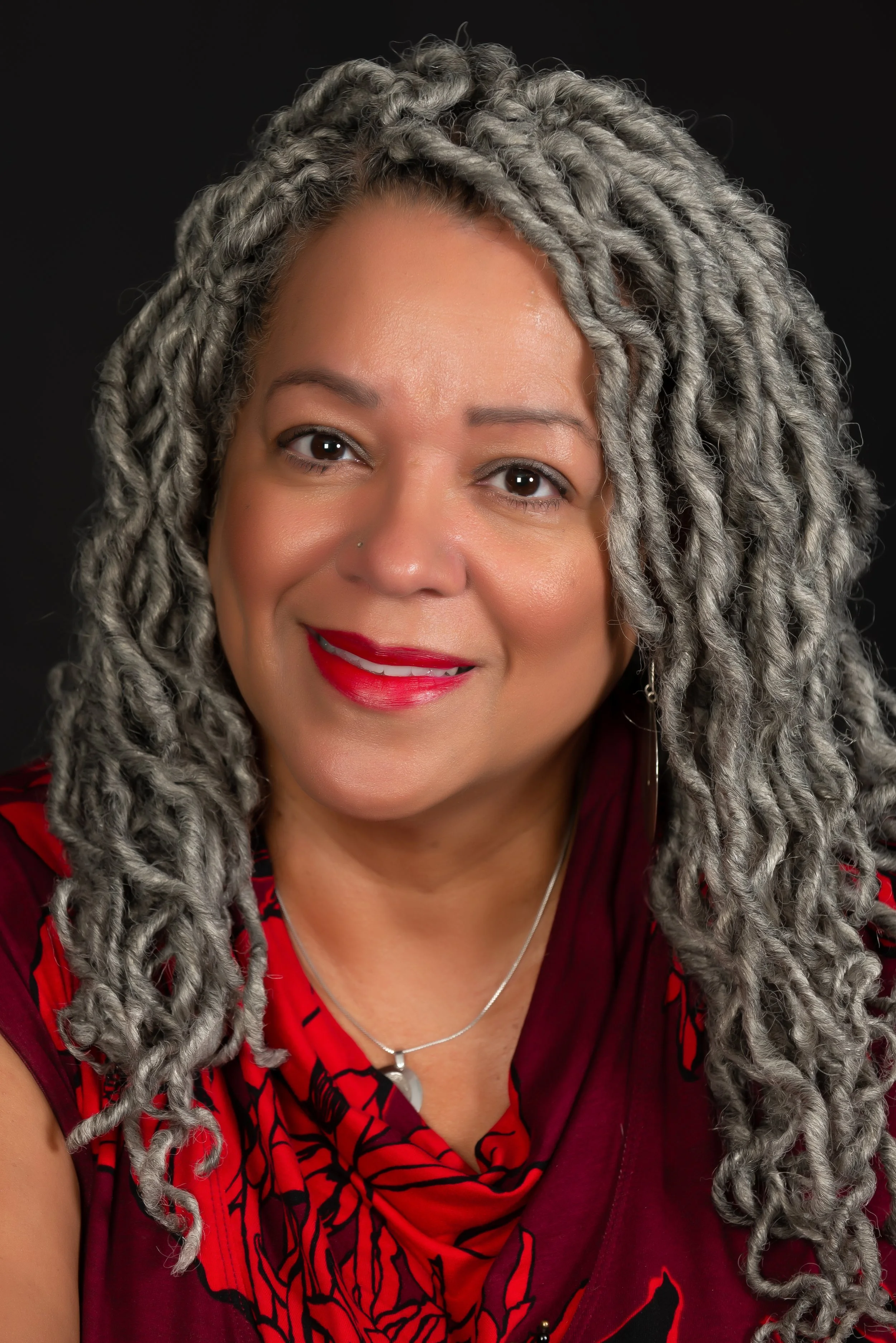 About Liz — Dr. Liz Rios