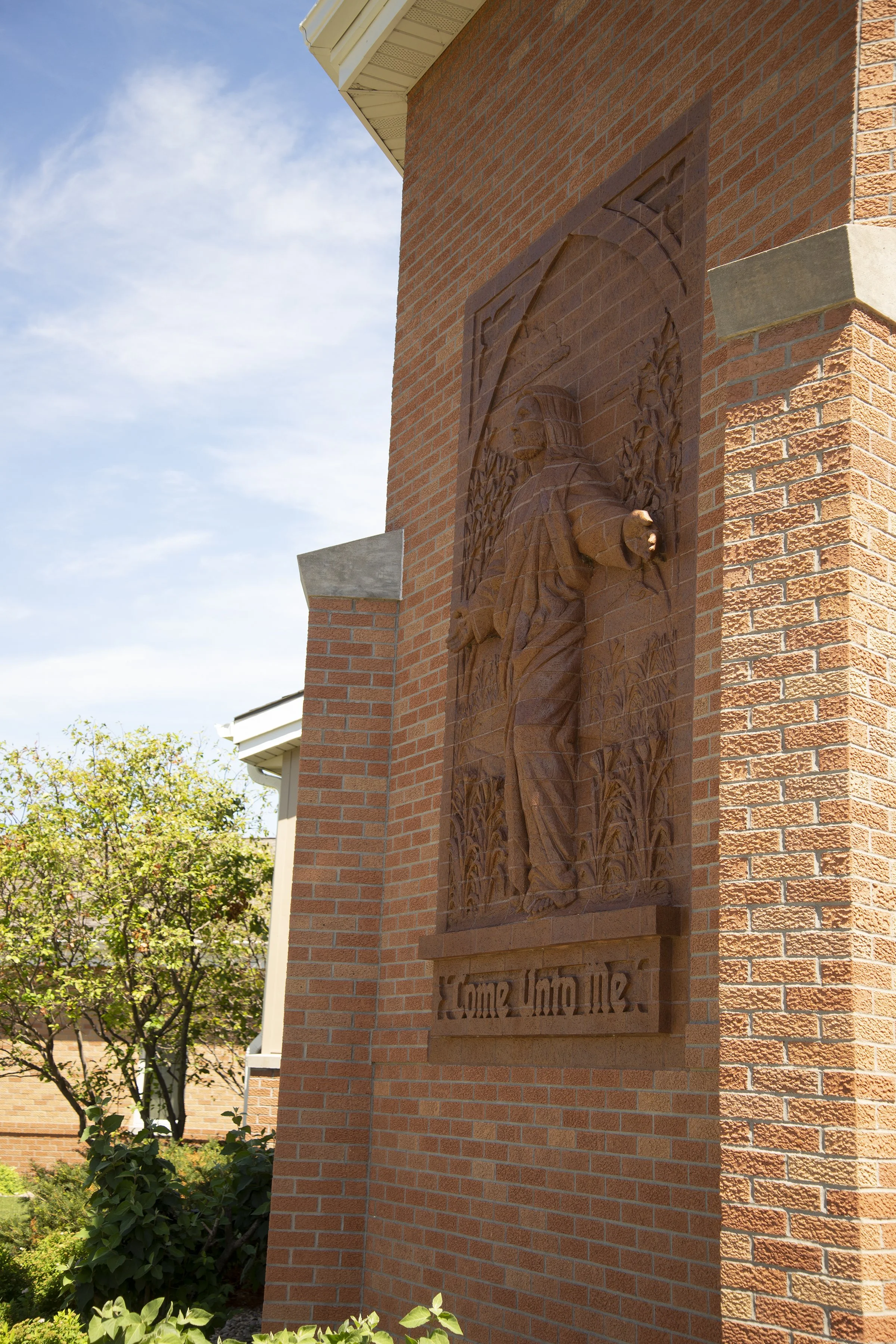 About 1 — Saint Paul Utica