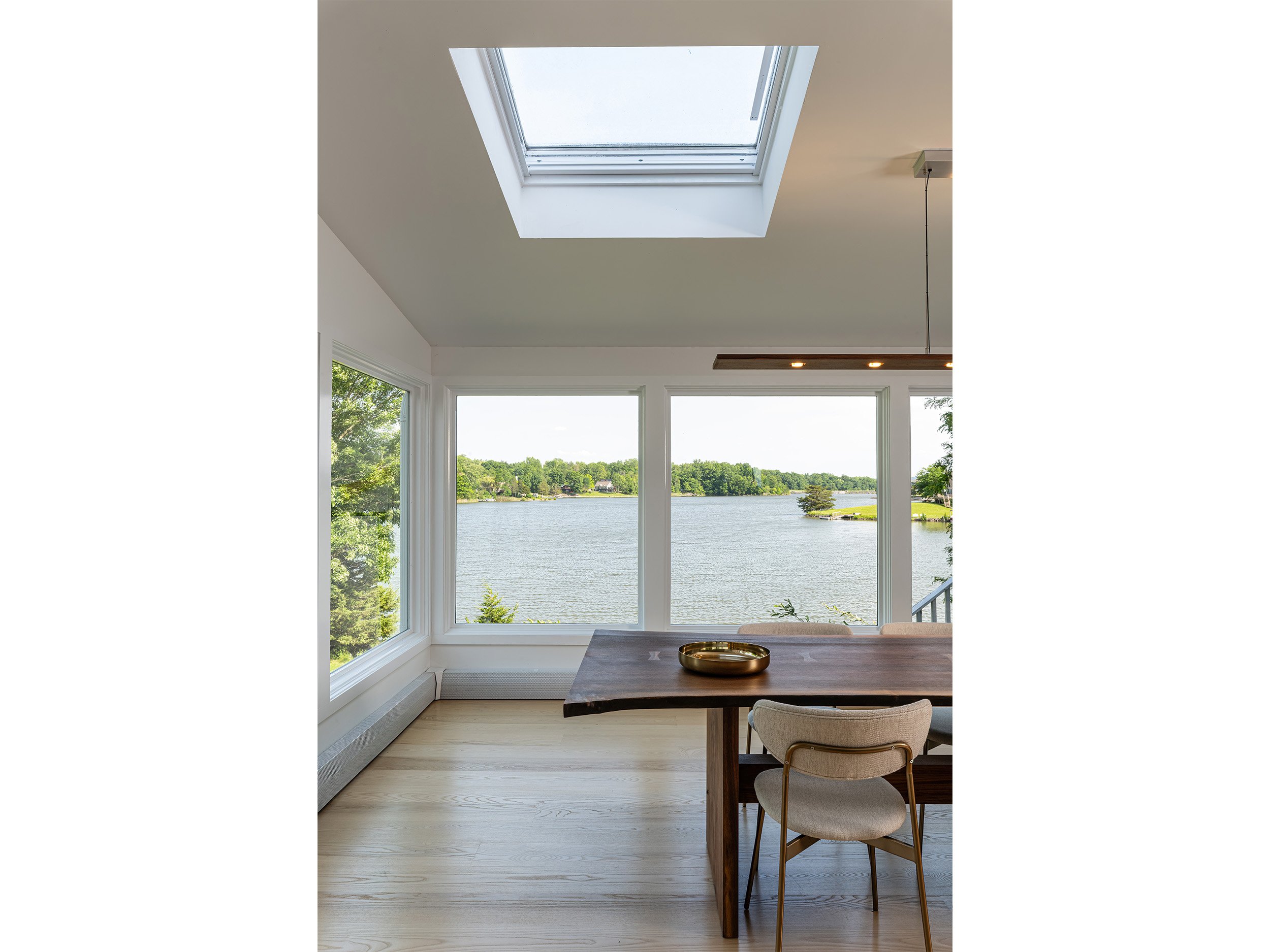 ATHENS LAKEHOUSE — CB Design / Build