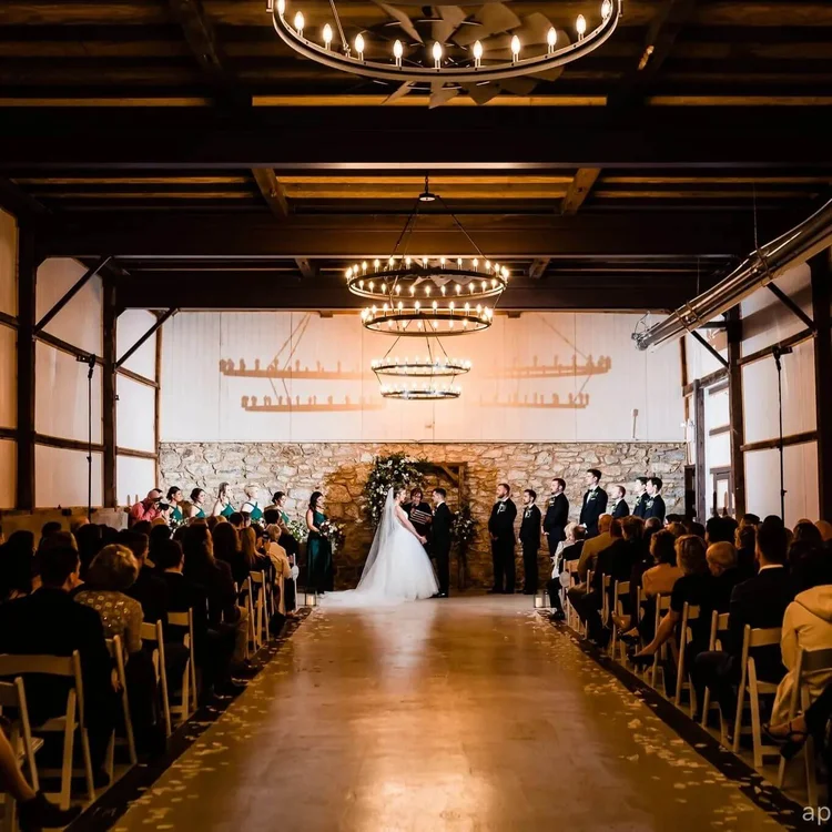 Melhorn Manor Wedding Venue | Mount Joy, PA Barn Weddings