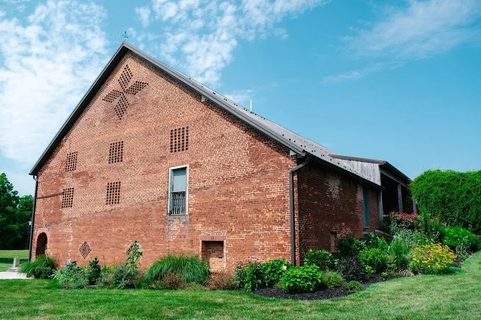 Wilson’s Bittersweet Barn Wedding Venue (New Oxford PA Guide)