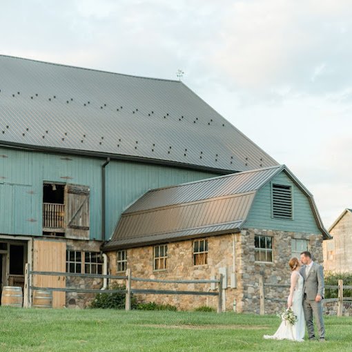 Wilson’s Bittersweet Barn Wedding Venue (New Oxford PA Guide)