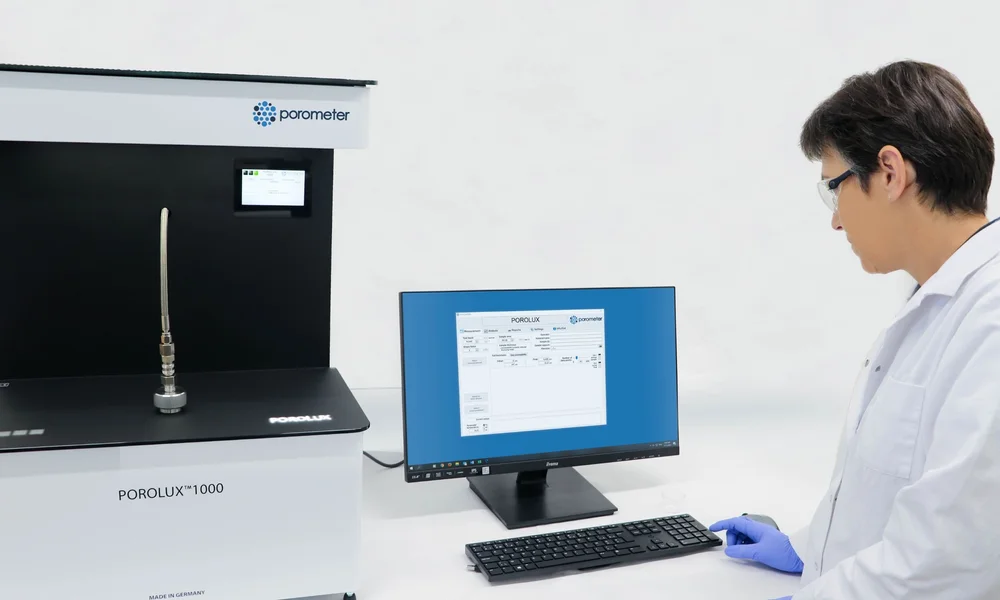 Porometer - pore size distribution and capillary flow porometry measurement