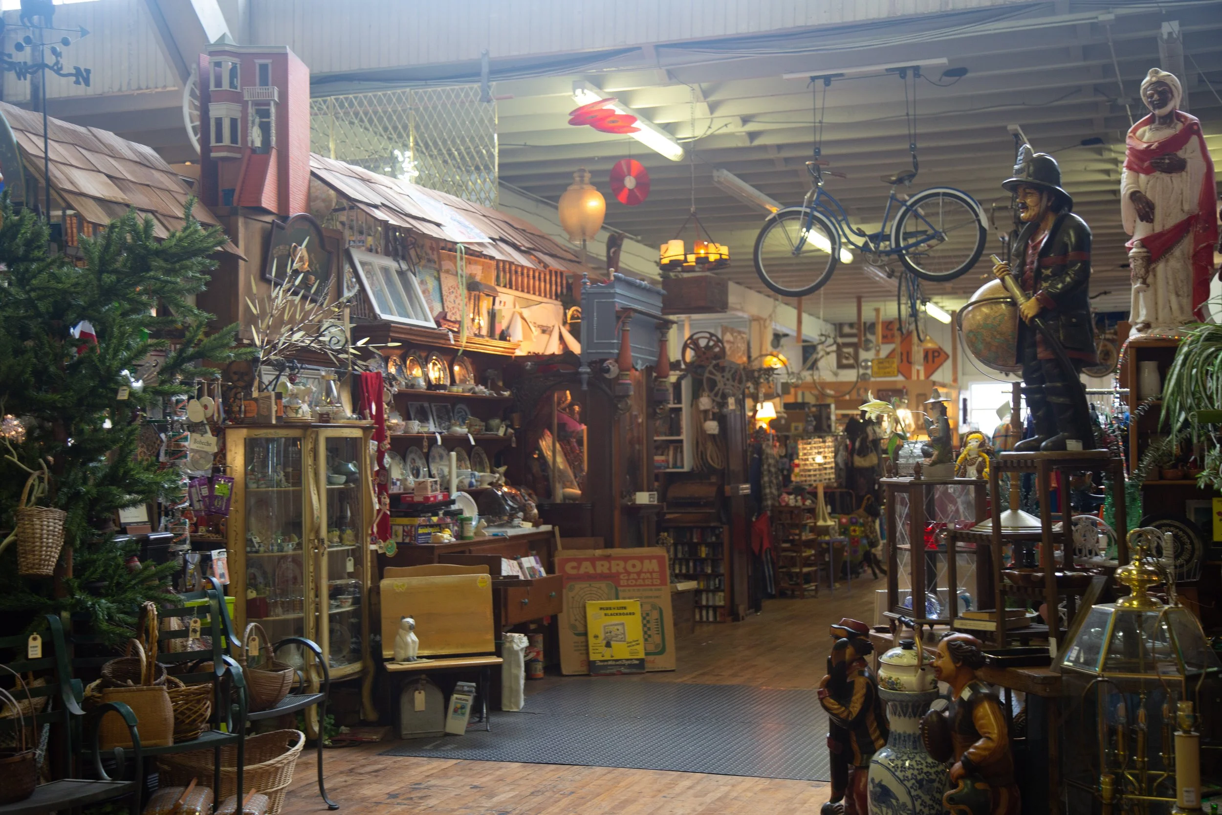 Memory Den Vintage Mall