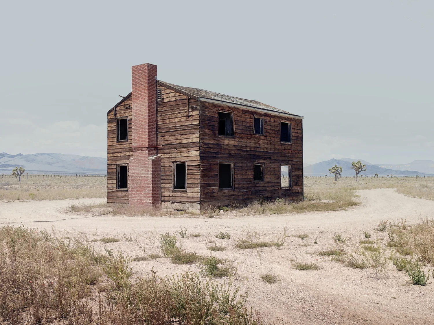 DOOM TOWN — EDDO HARTMANN PHOTOGRAPHY