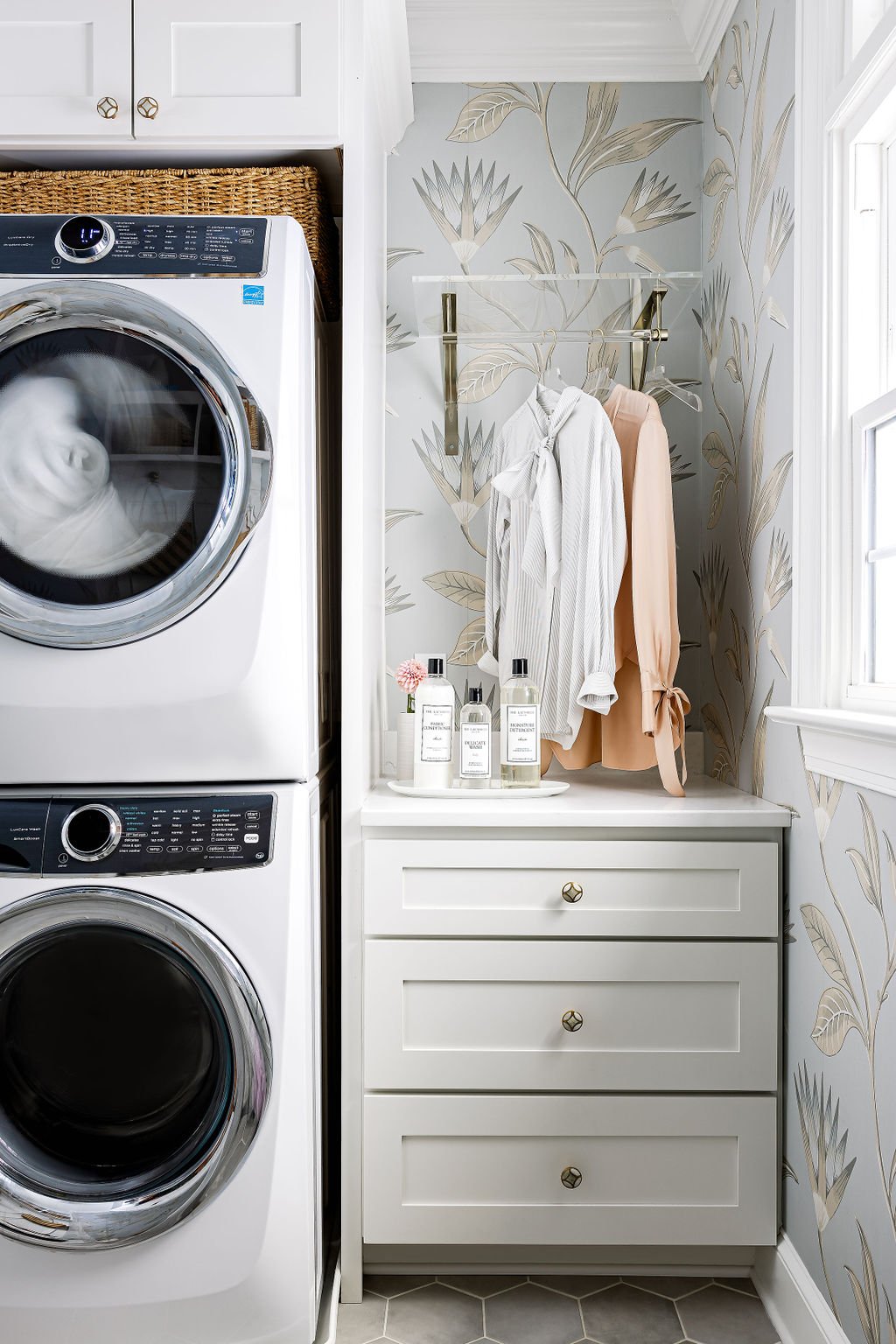 Raphael — Debra Zinn Styling