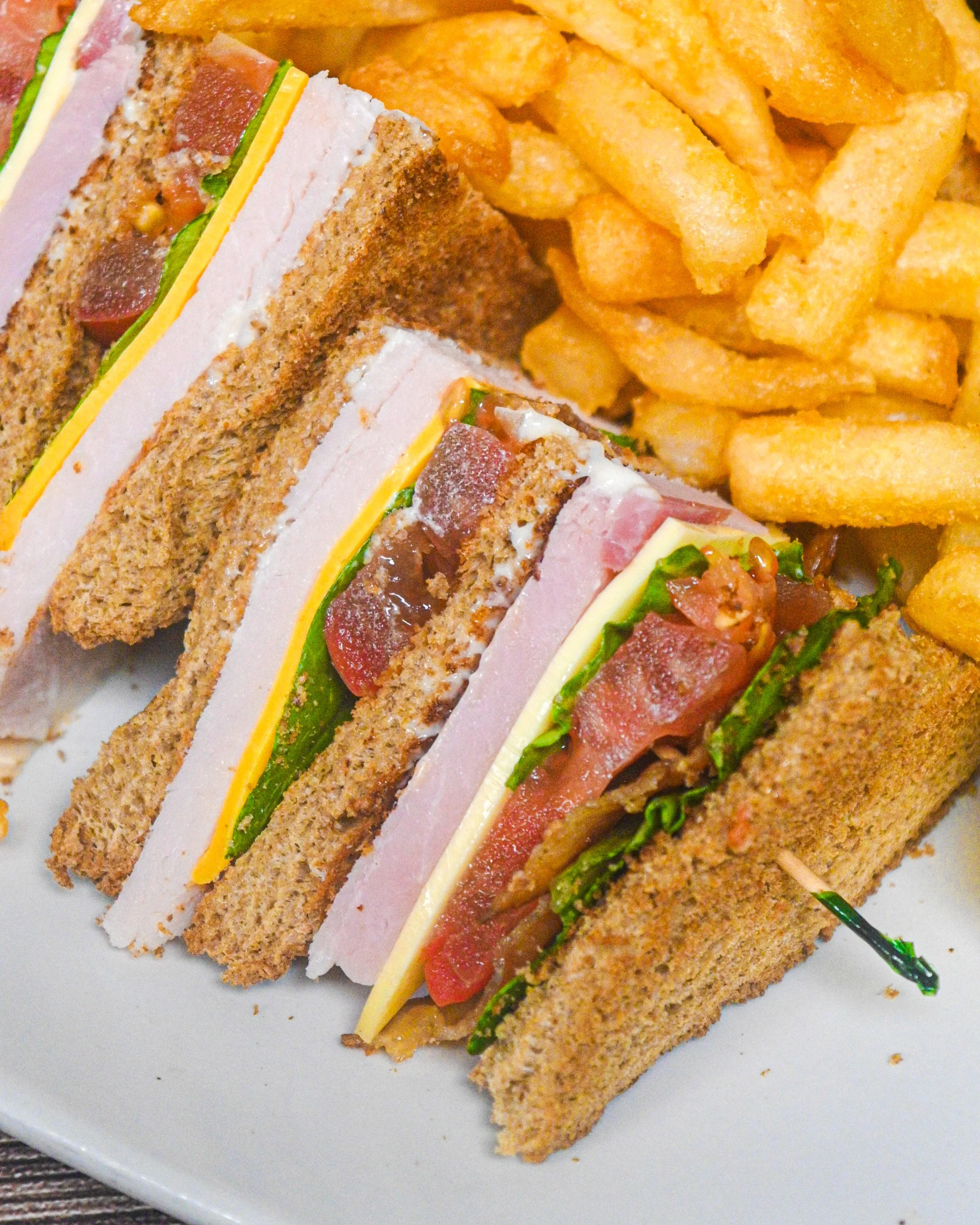 Gallery — Ike's Restuarant