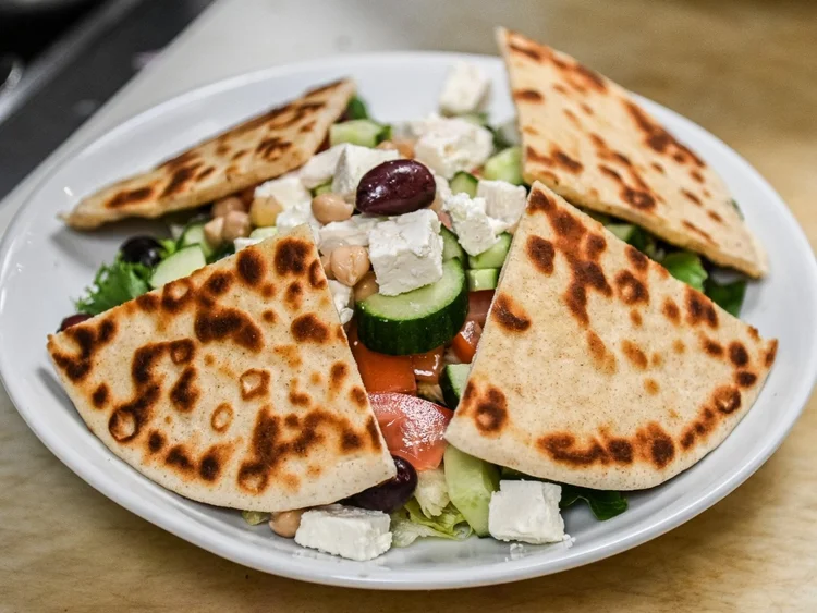 Menu 1 — Ike's Restuarant