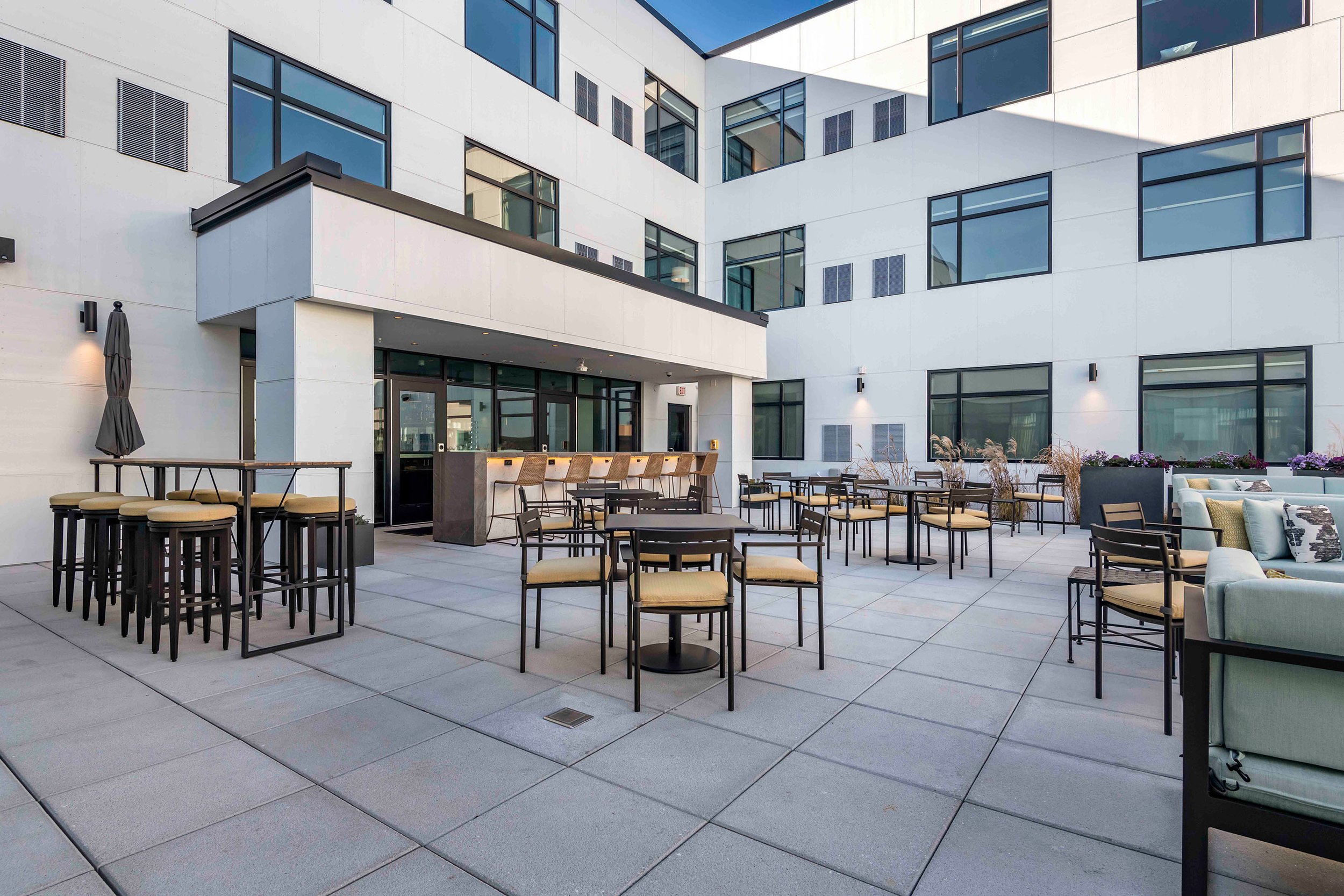 Gallery — ALTO Terrace Bar + Kitchen