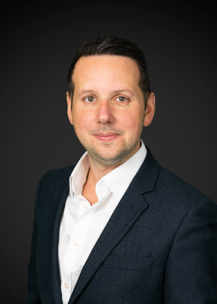 Steve Ruffle - Co-Founder, Director & Lawyer — Litica