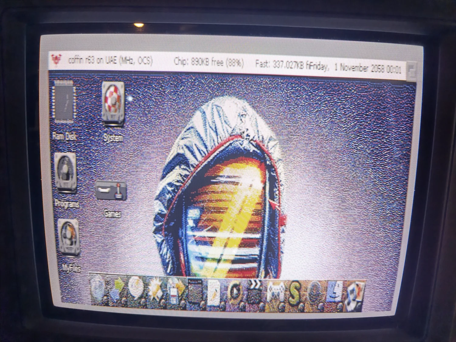 PiStorm -Amiga A500/A2000 Distro 32gb card — Amigacoffin