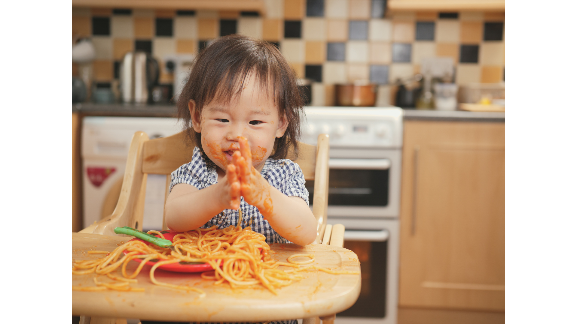 How Does Getting Messy and Playing With Food Help Feeding Development ...