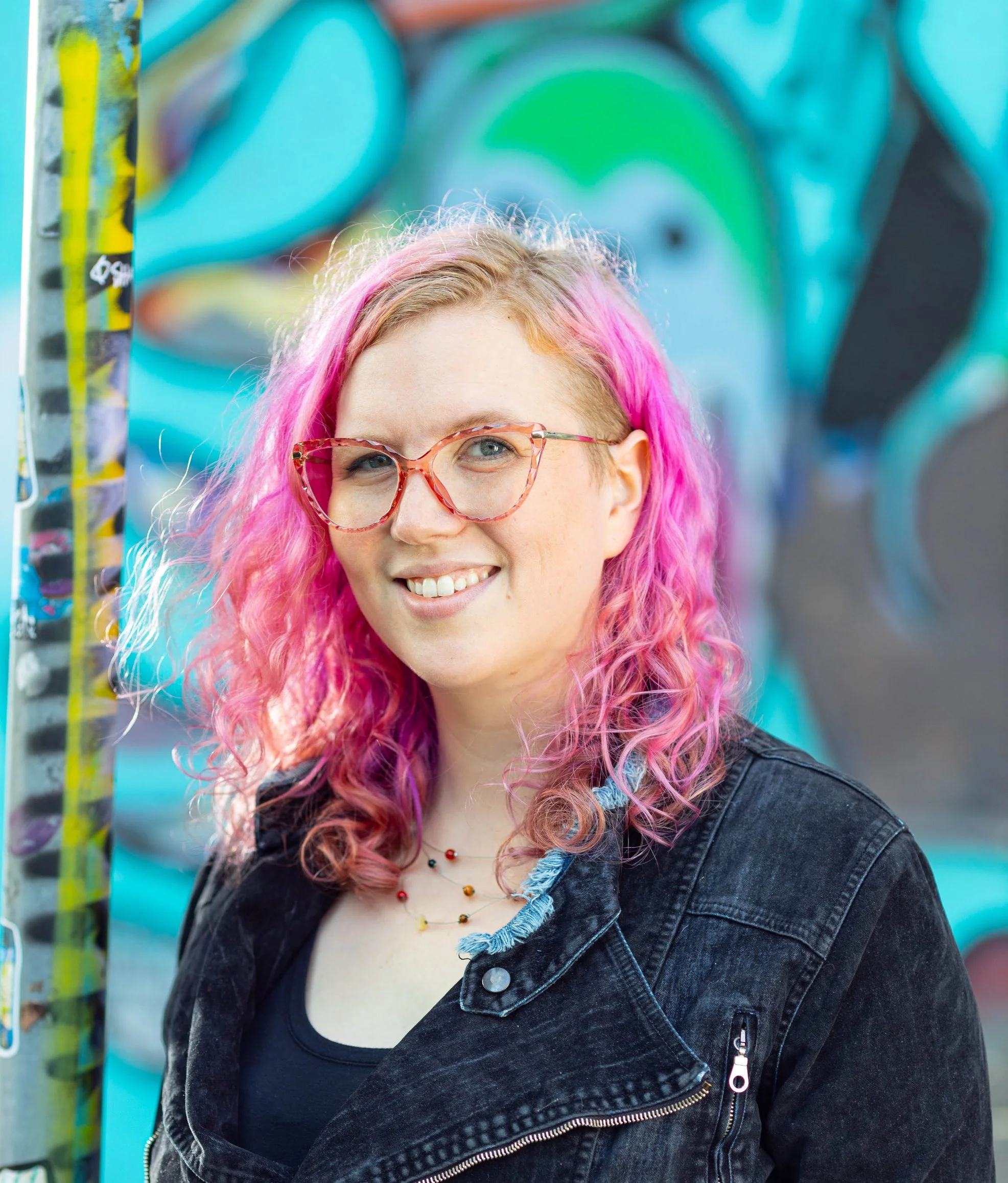 Arielle Ross, LPC in Portland, Oregon — Wandering & Belonging Therapy