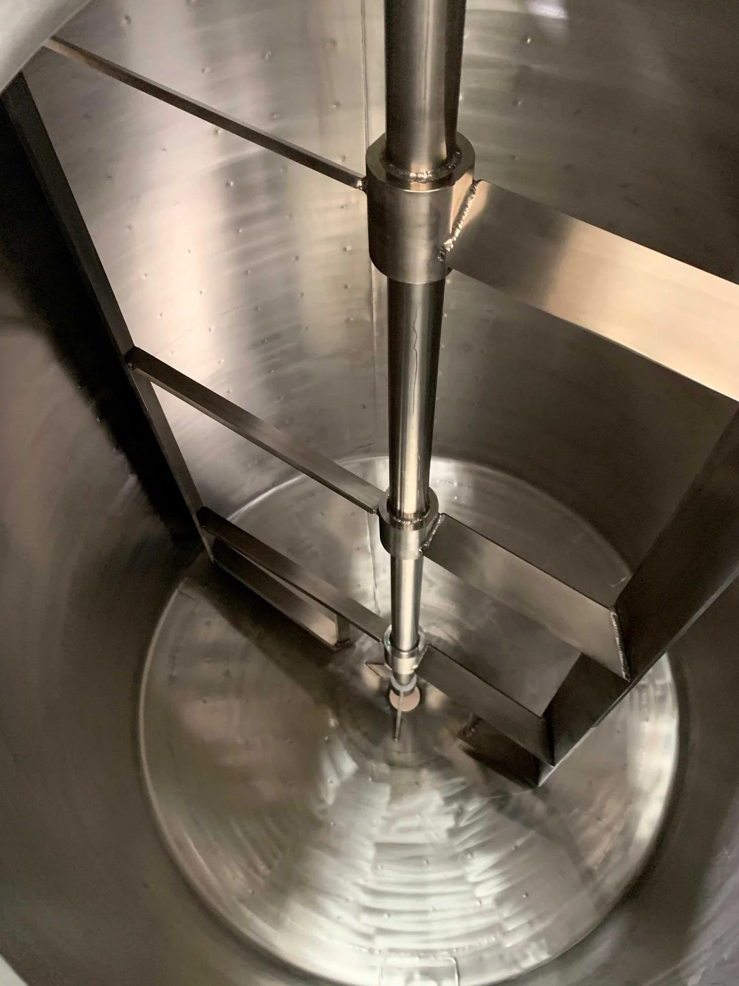 Chocolate storage buffer tank (Two-tonne) — Stainless Designs | Food ...