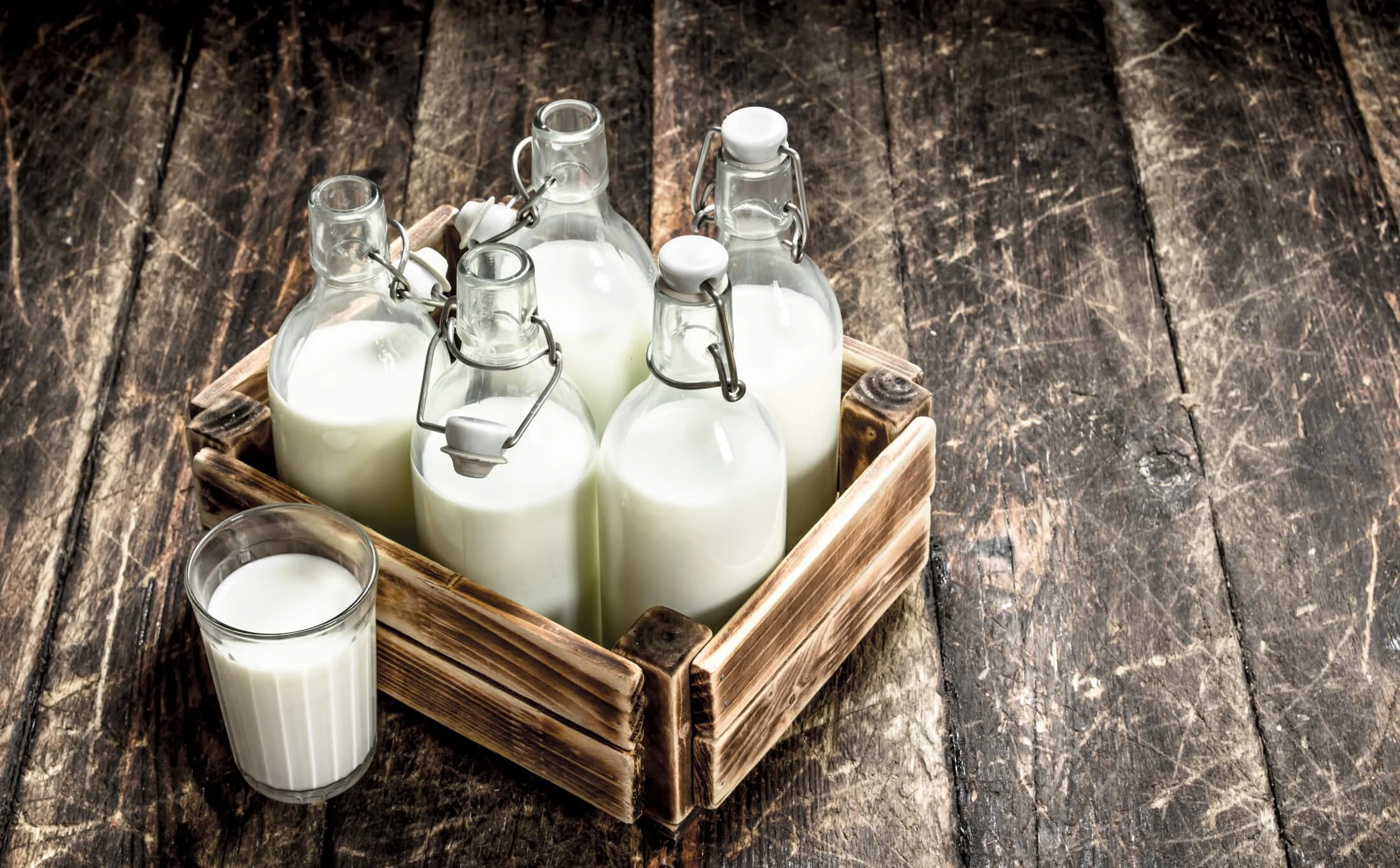 The Ultimate Raw Milk Resource Guide: Everything You Need to Know