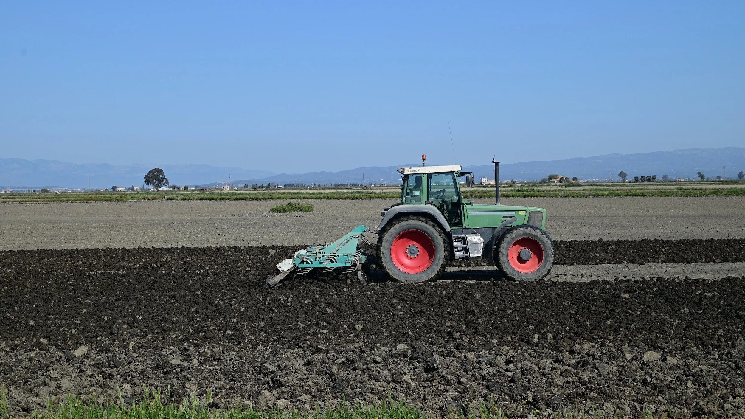 The Comprehensive Guide to Plowing Equipment Essentials