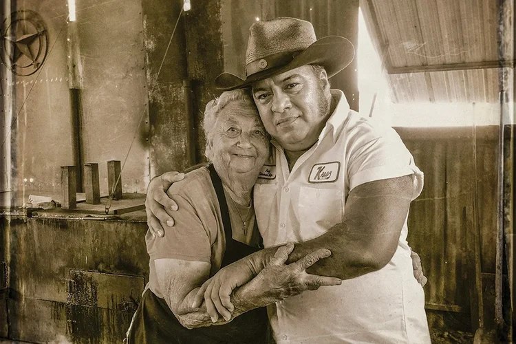 Explore Texas Bbq History With Legendary Pitmasters