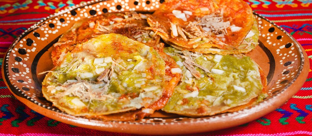 Chalupa Explained: Dive into the Renowned Mexican Delicacy