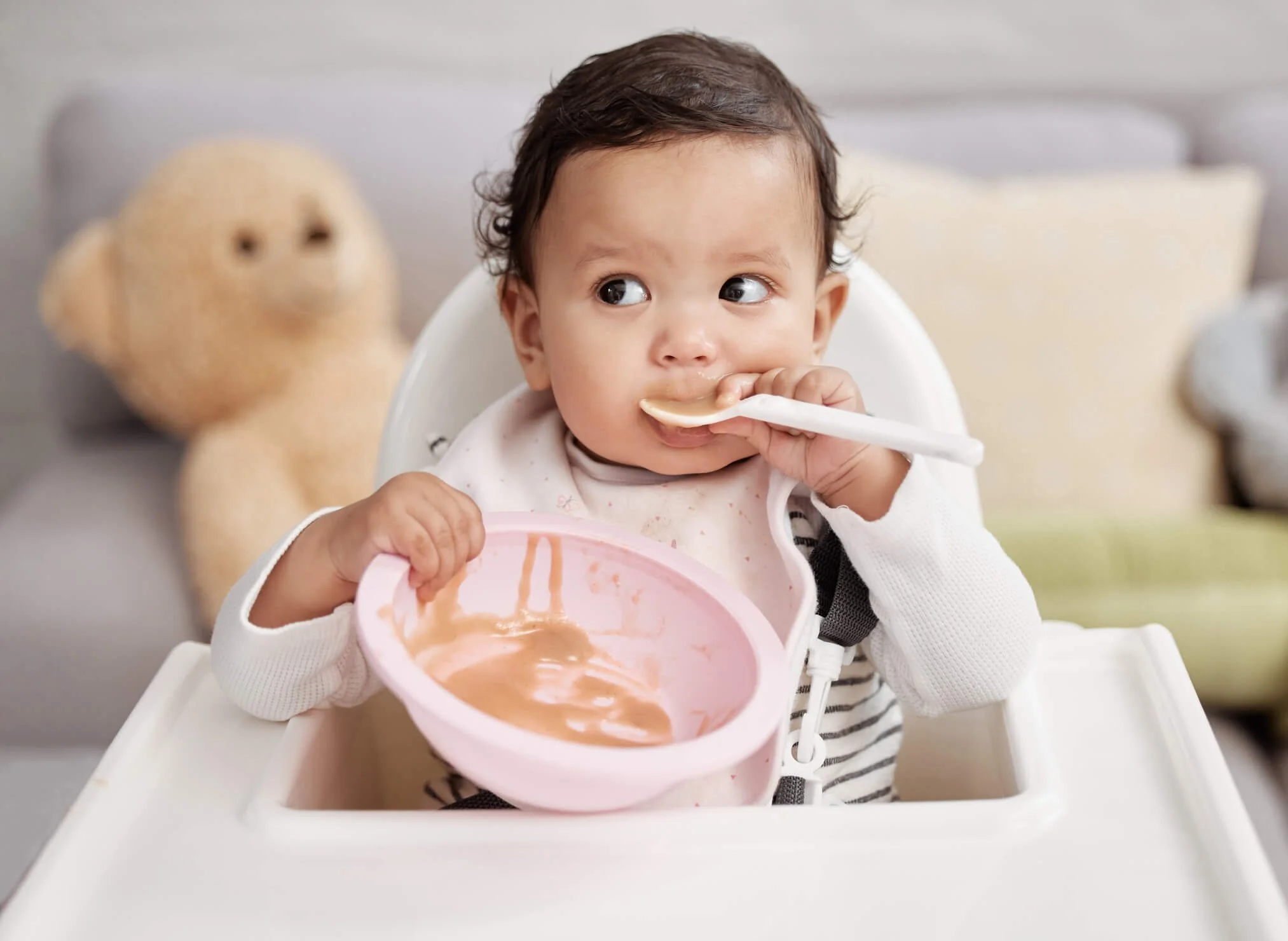 Age-Appropriate Foods: Expert Guidelines & Tips for Safe Introductions