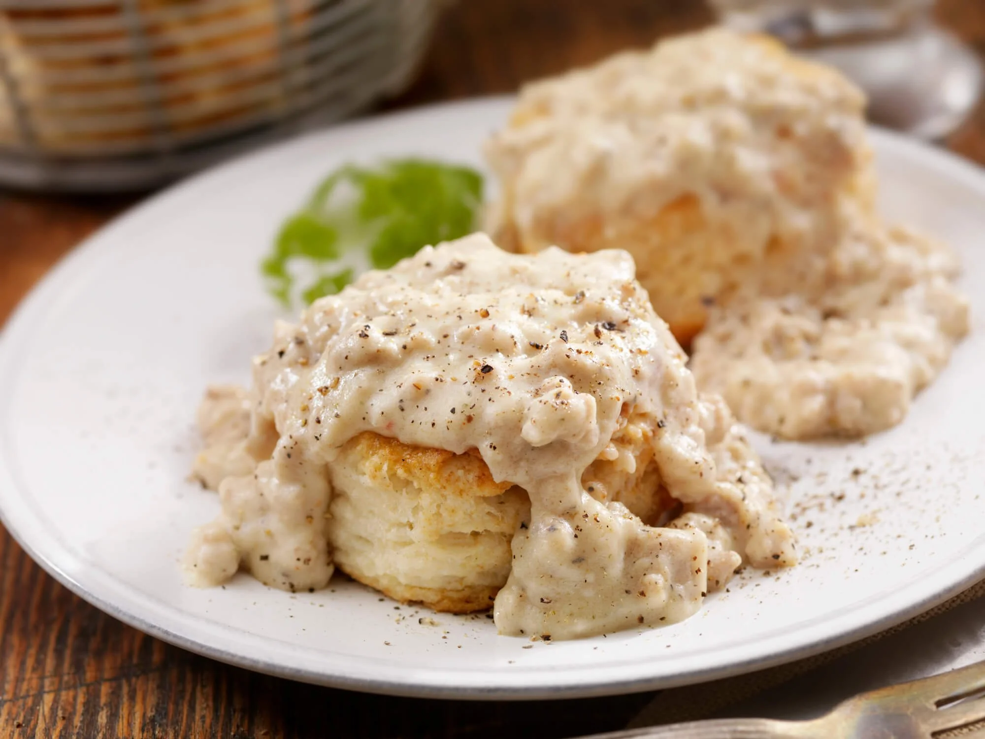 Exploring the Best Spots for Biscuits and Gravy in Texas