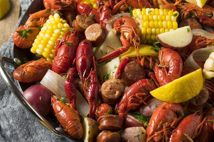 Texas Crawfish Everything You Need to Know About Seasonality and Where ...