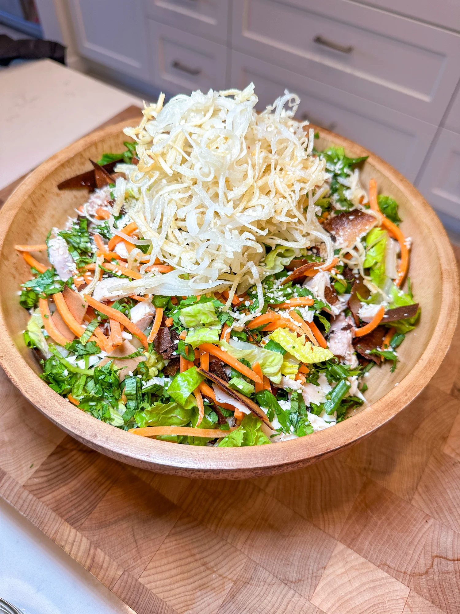 Copycat Cheesecake Factory Chinese Chicken Salad — Jazz Leaf