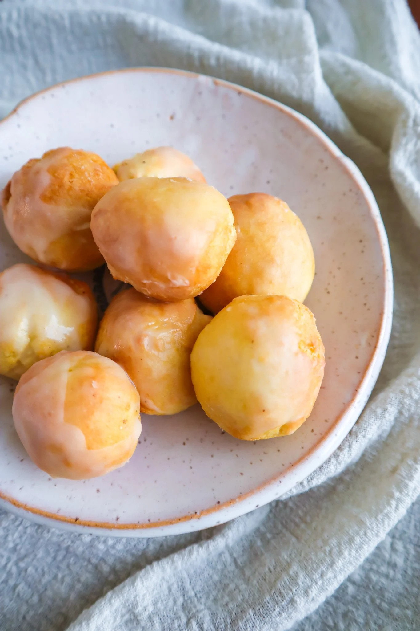 Recipe for Donuts Without Yeast: Easy and Tasty Donut Holes — Jazz Leaf