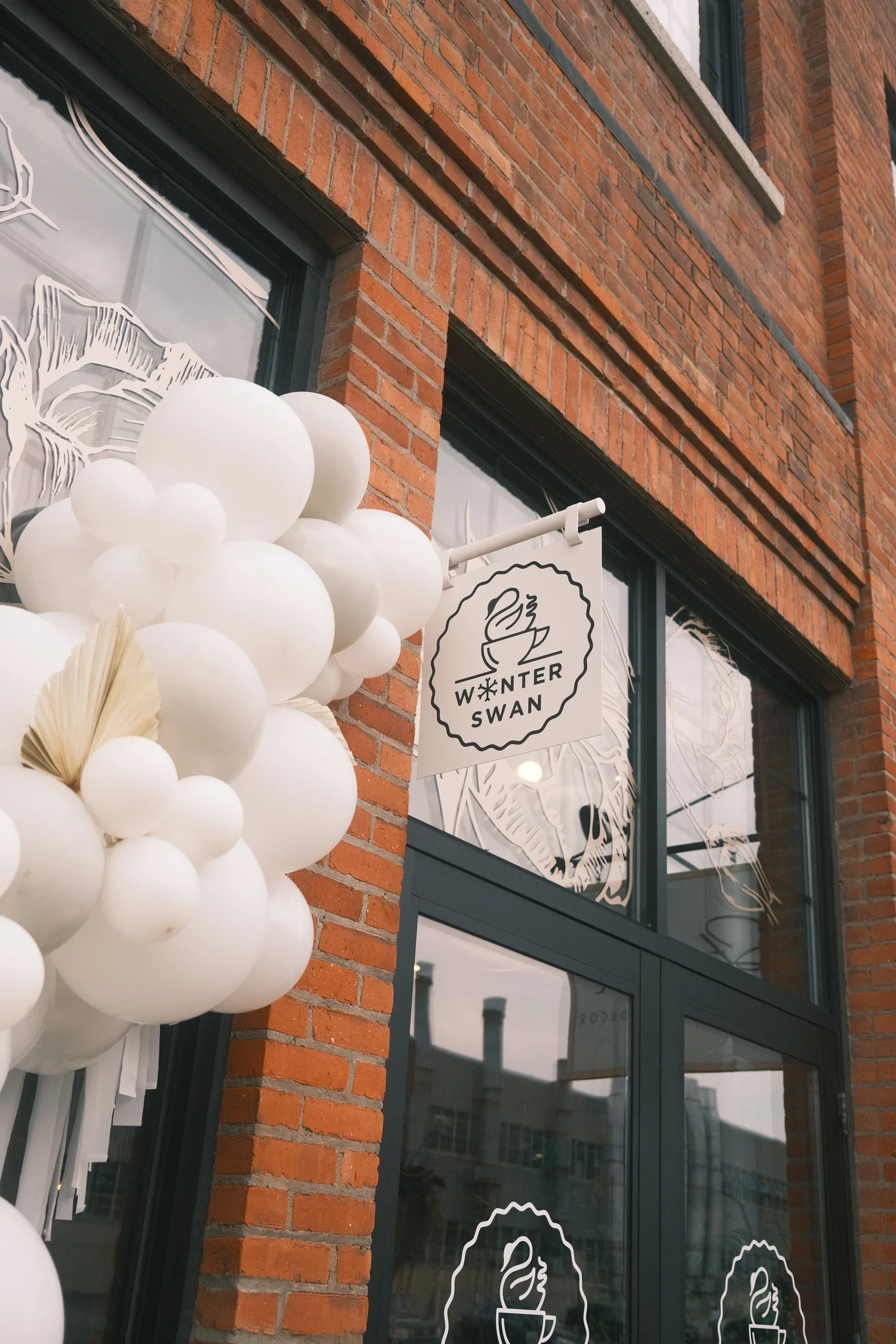 Winter Swan Coffee - Winter Swan Coffee