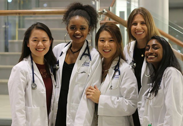 The pros and cons of Johns Hopkins and how to get in — Big Green ...
