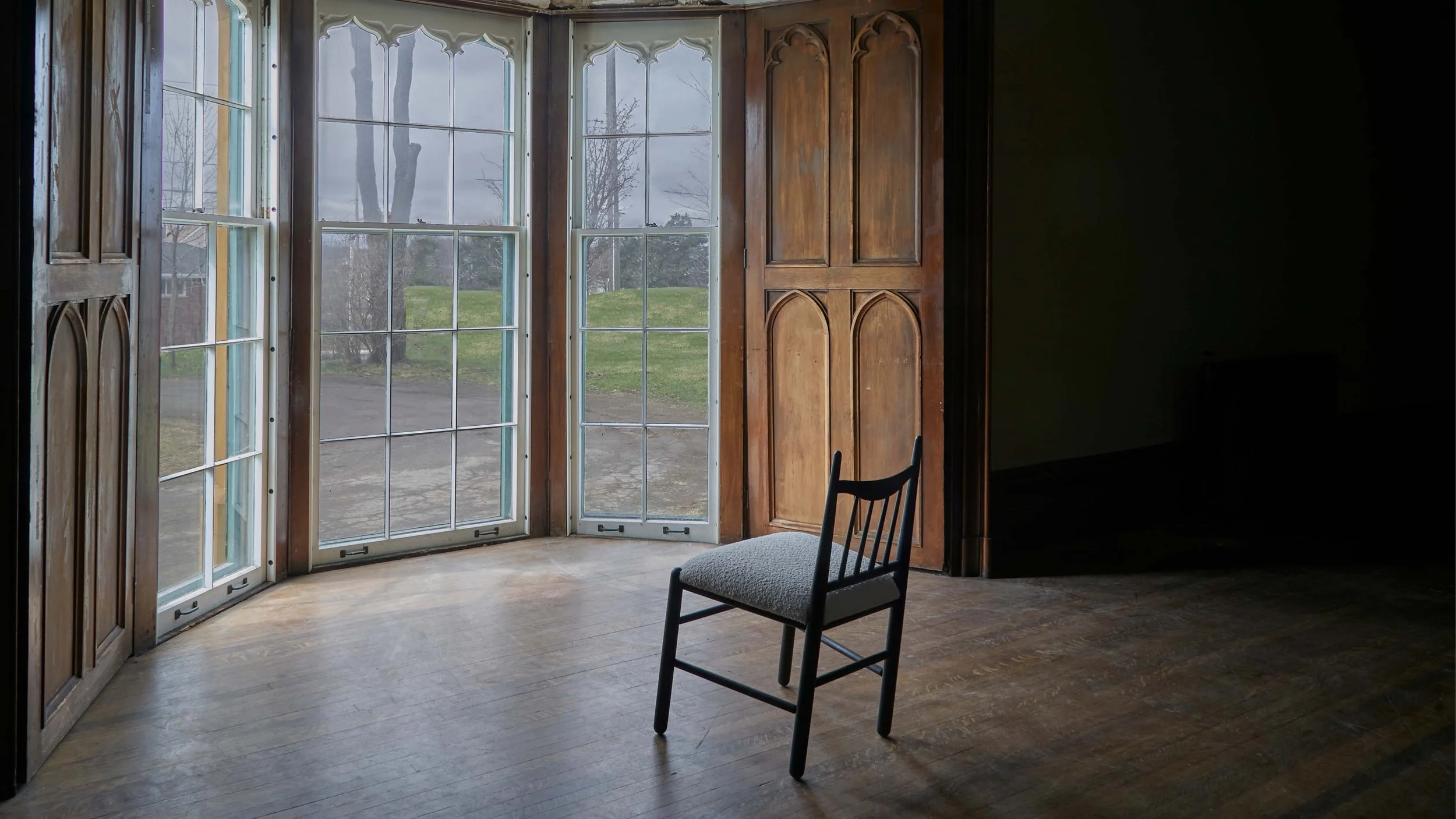 Hamilton Holmes – the leading provider of custom fine furniture, and ...