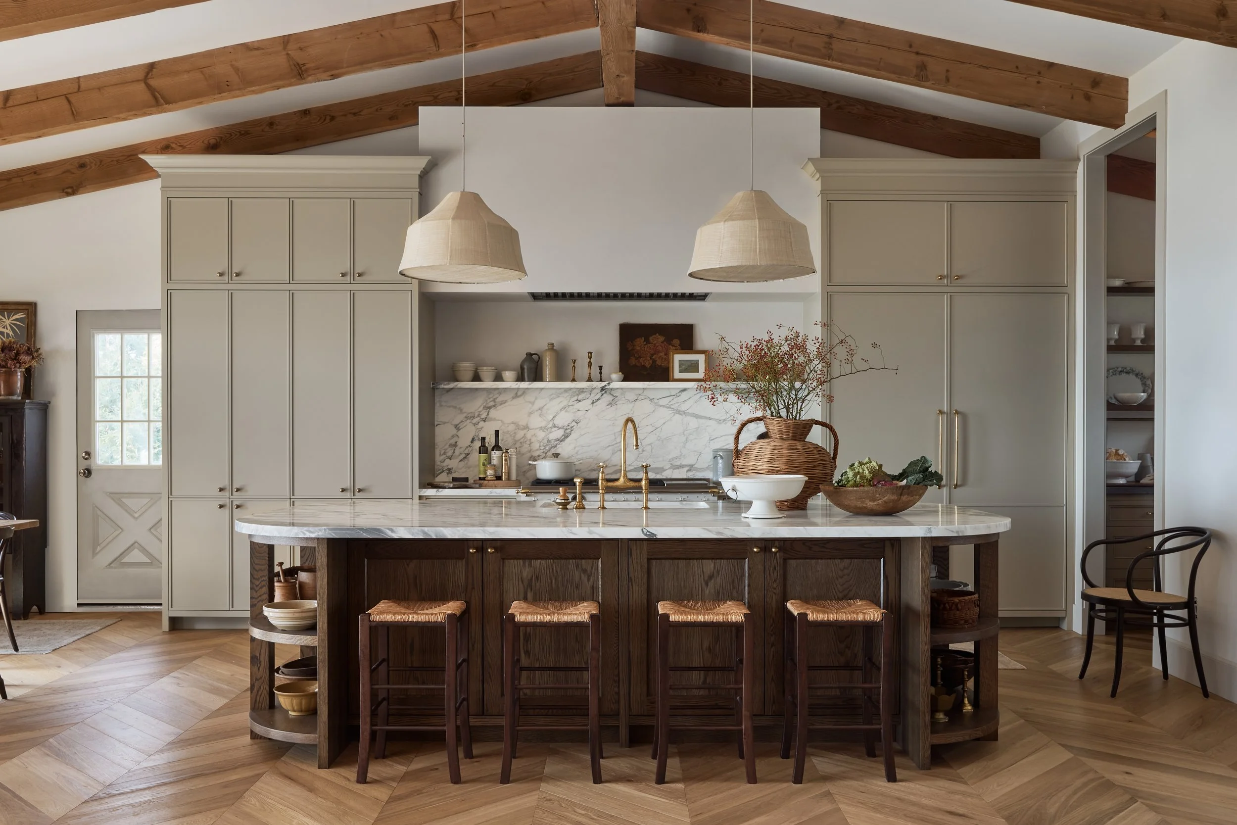 Hamilton Holmes – the leading provider of custom fine furniture, and ...