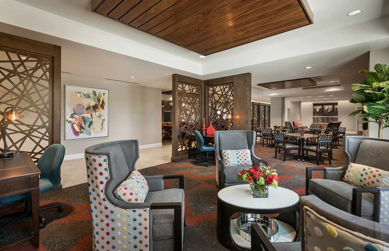 The Colonnade — Thoma-Holec Design