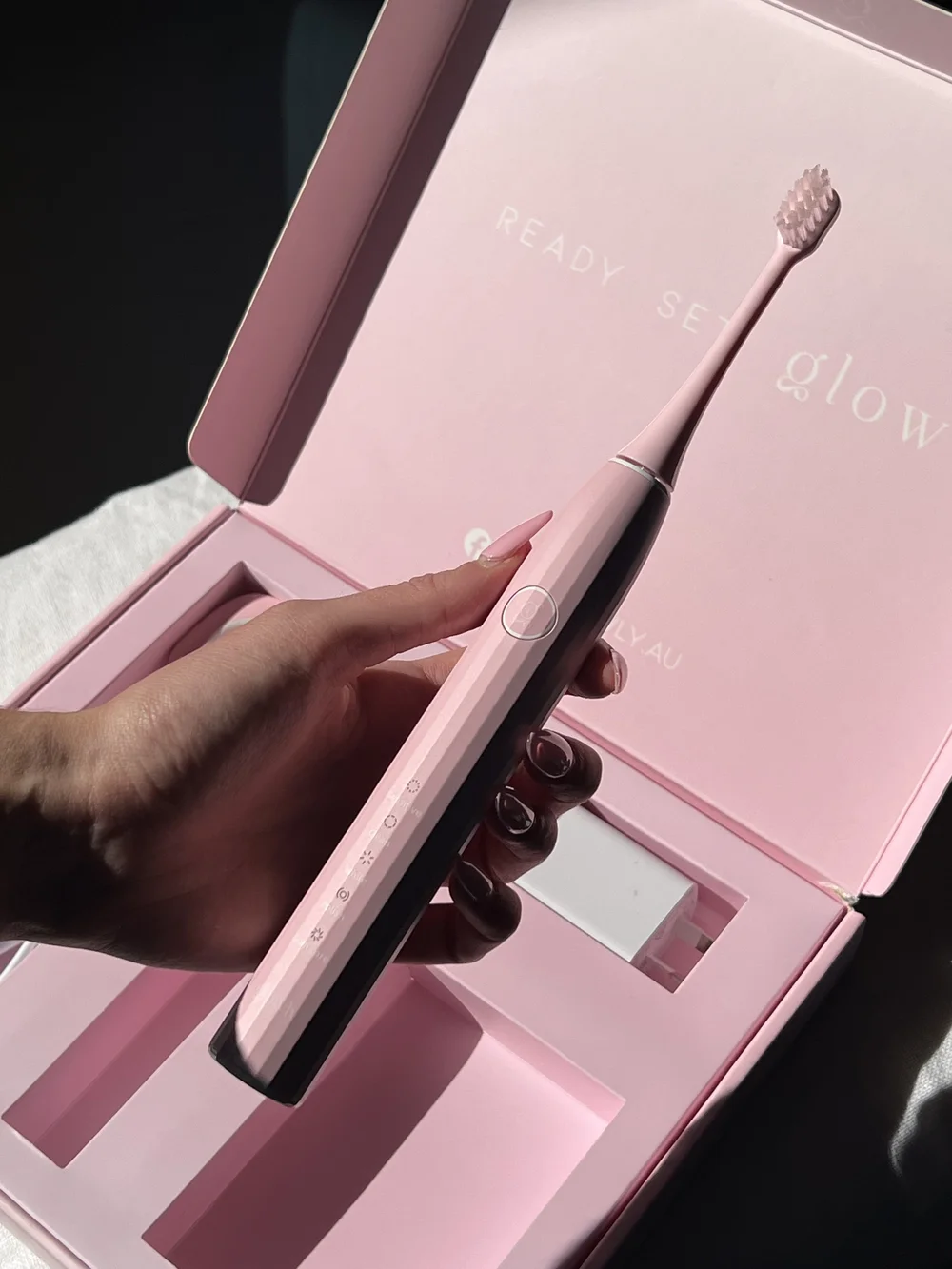 Shop Australia's Most Aesthetic Toothbrush — Glowly - Luxury Electric ...