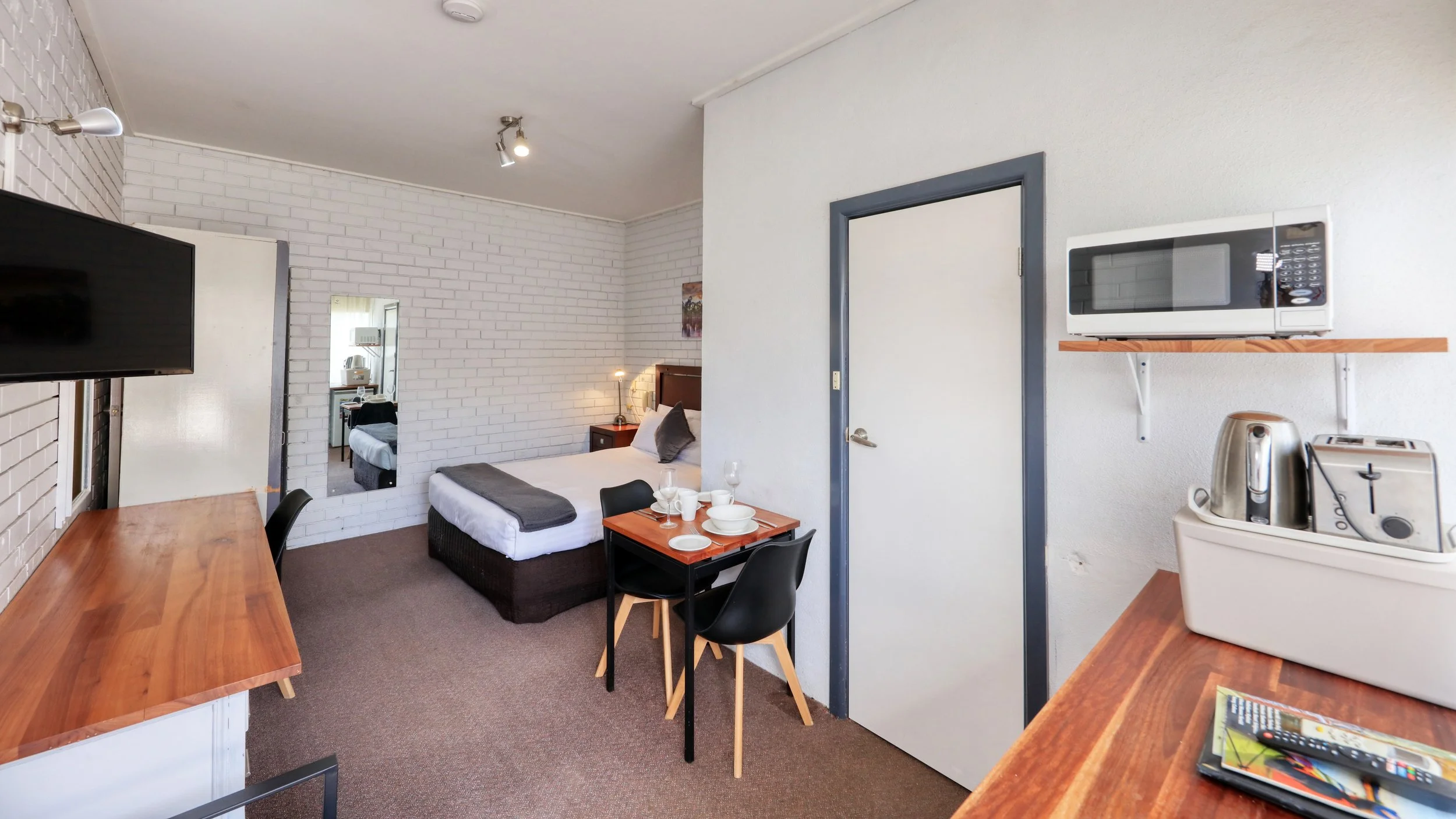 Gallery 1 — Sun Centre Motel