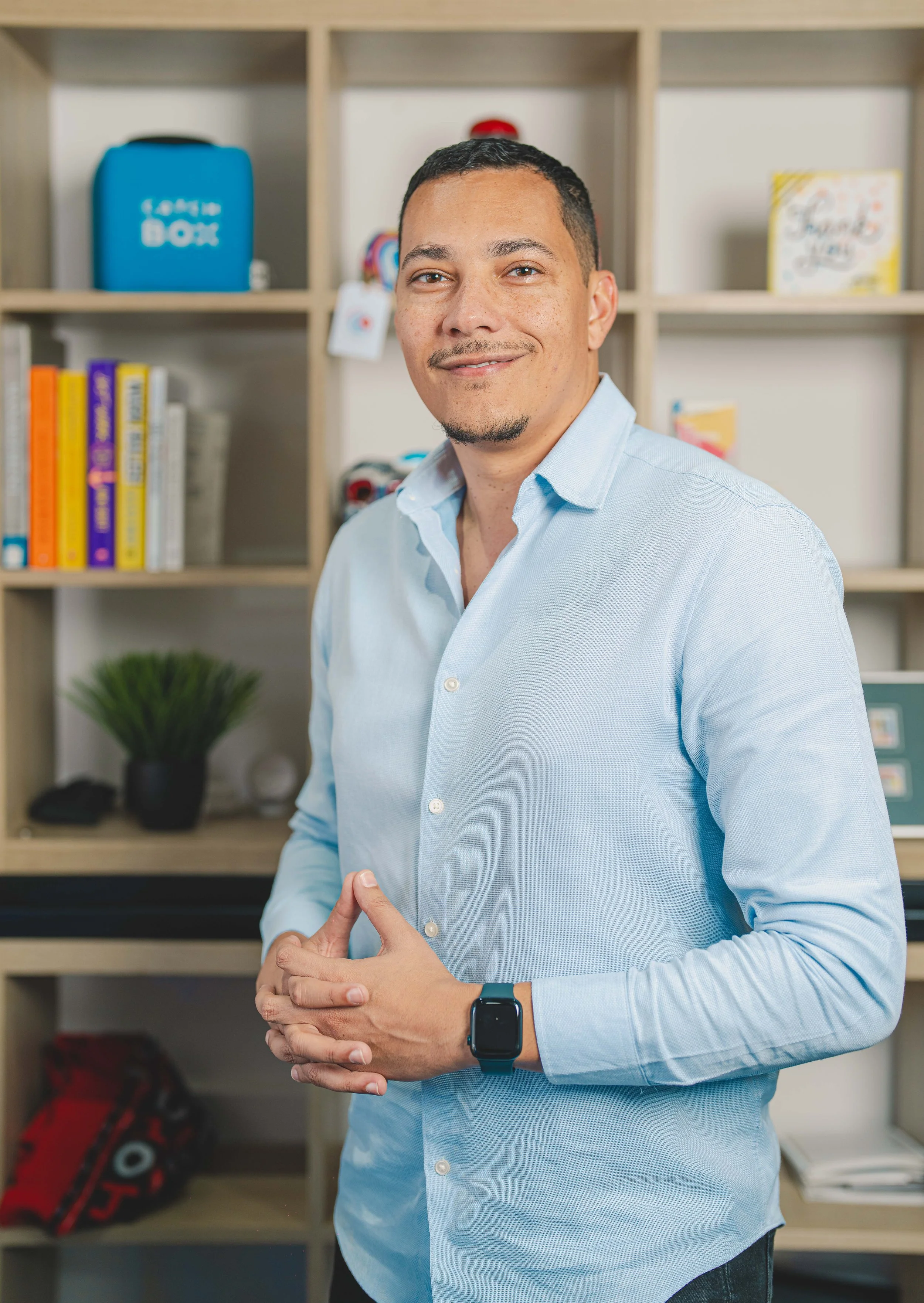 About Us — Reshapers - Thrive through Change