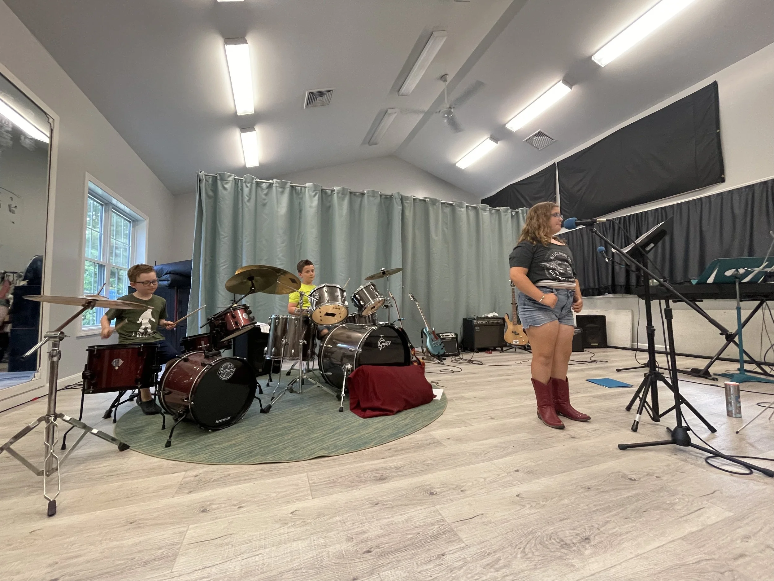 Group Classes for KIDS, TWEENS, & TEENS — Crescendo School of ...