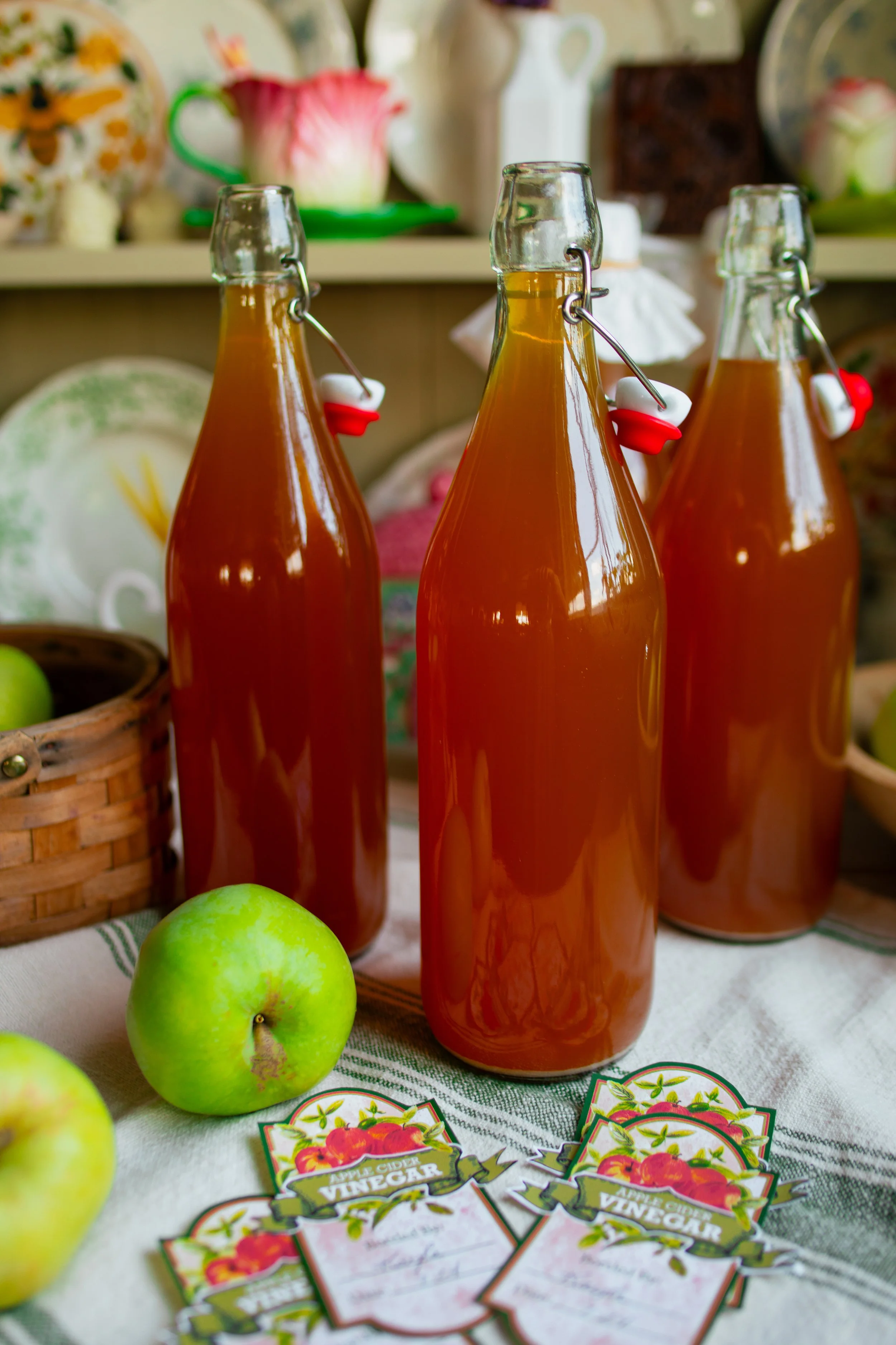 Homemade Apple Cider Vinegar: Easy Fermentation Recipe — Under A Tin Roof