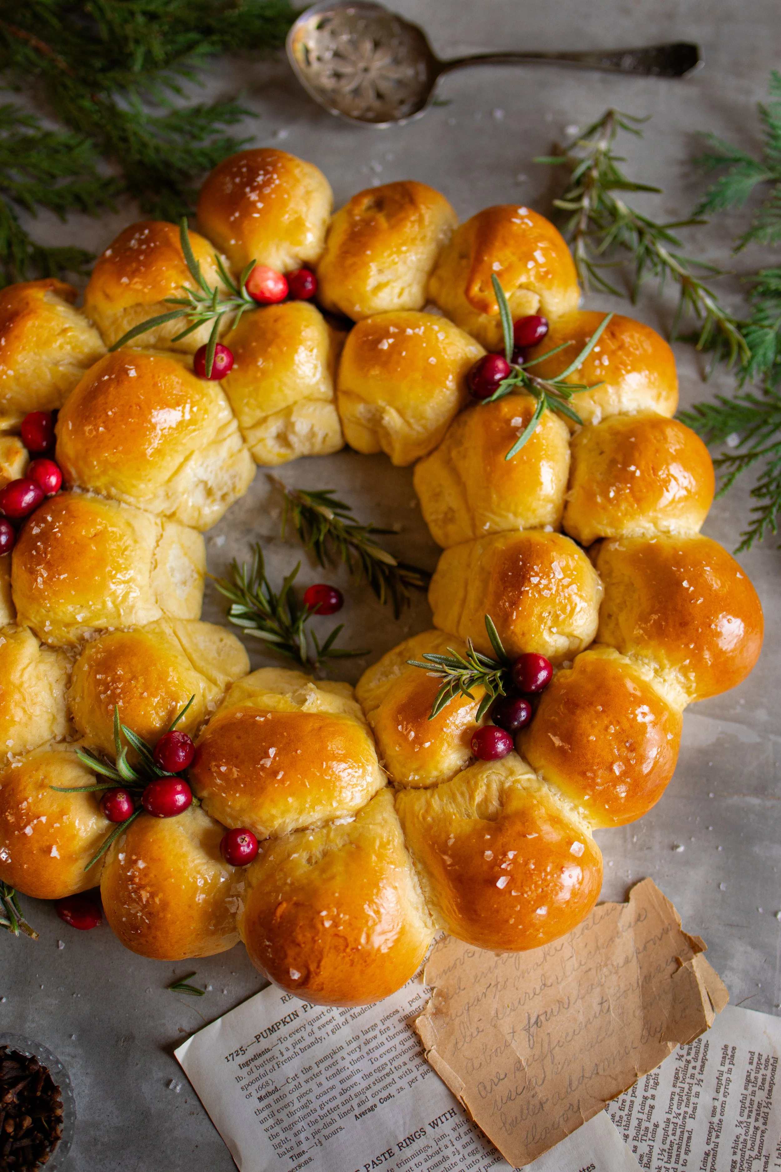 Orange Brioche Dinner Roll Wreath: Easy Christmas Appetizer — Under A ...