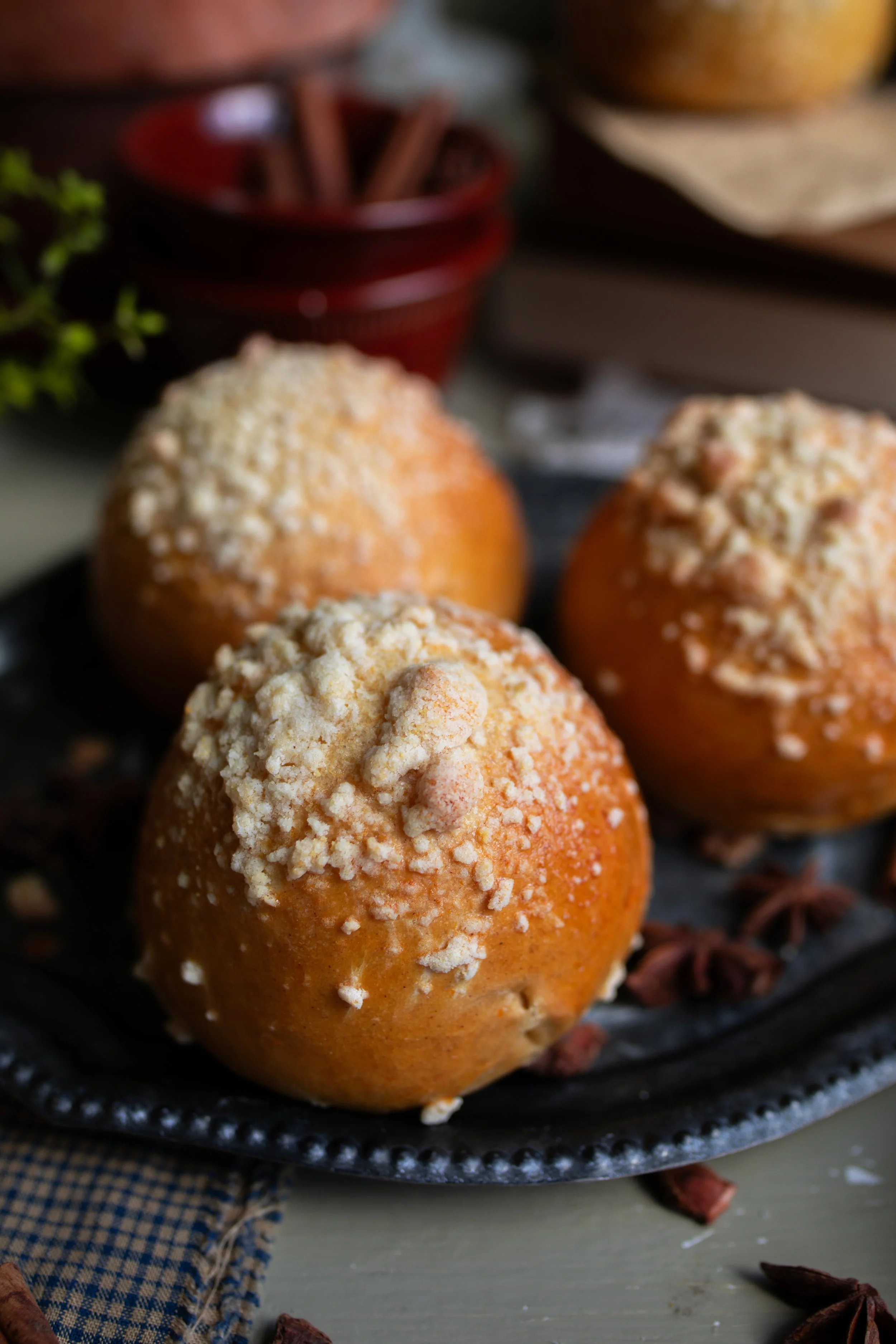 Ginger Lassy Buns from Bookshops & Bonedust: Cozy Fantasy Dessert ...