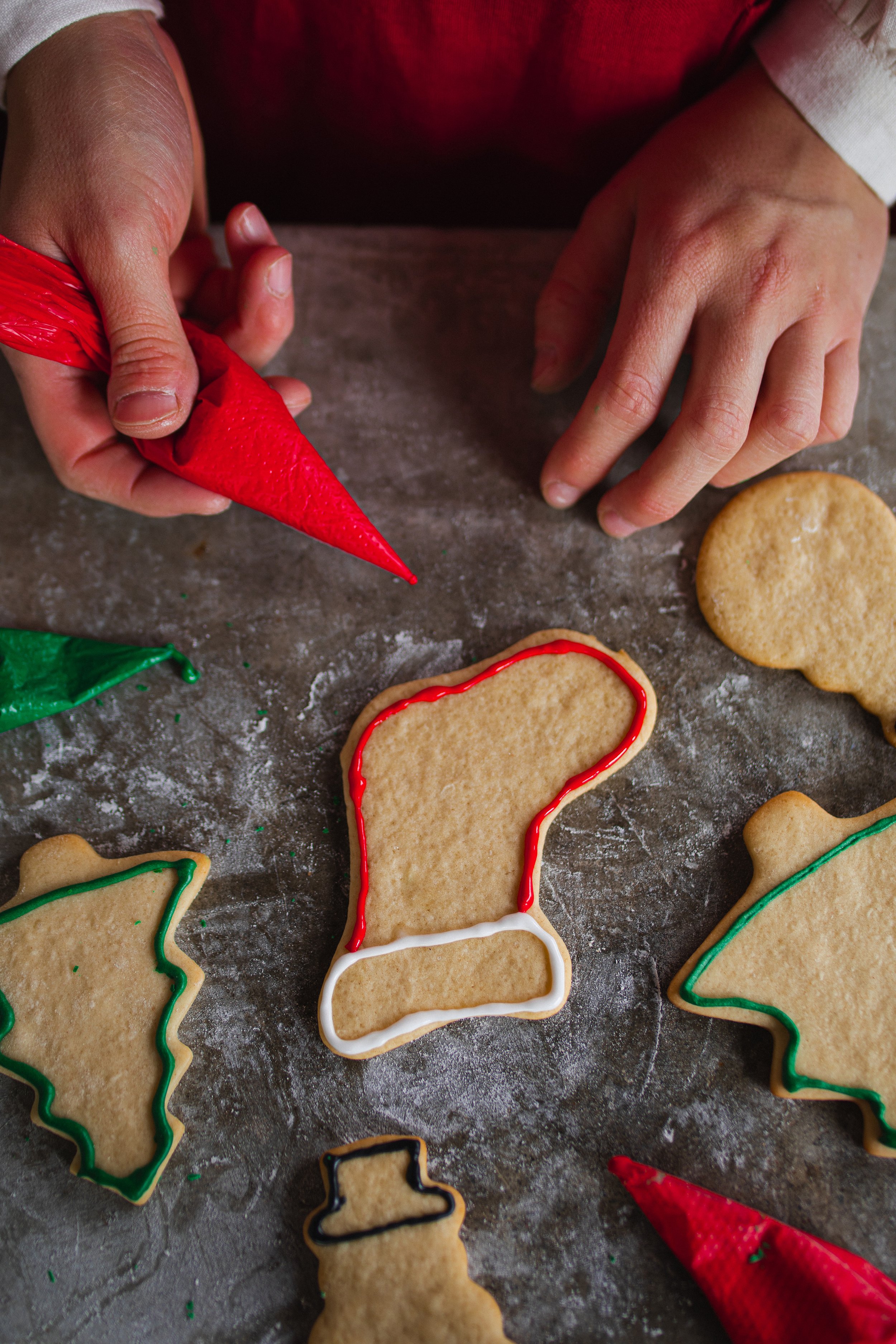 Classic Christmas Sugar Cookies with Royal Icing: The Best Sugar Cookie ...