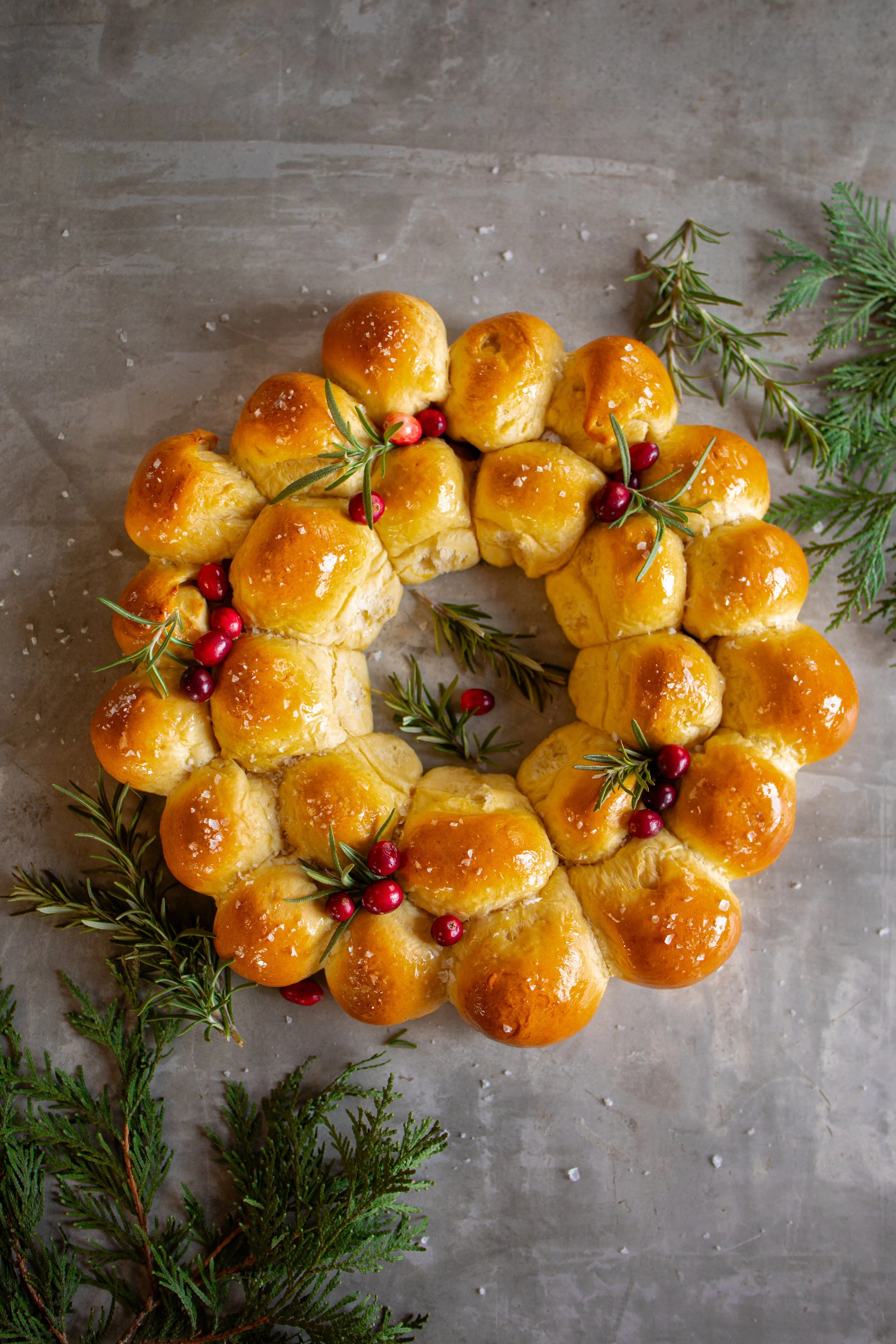 Orange Brioche Dinner Roll Wreath: Easy Christmas Appetizer — Under A ...