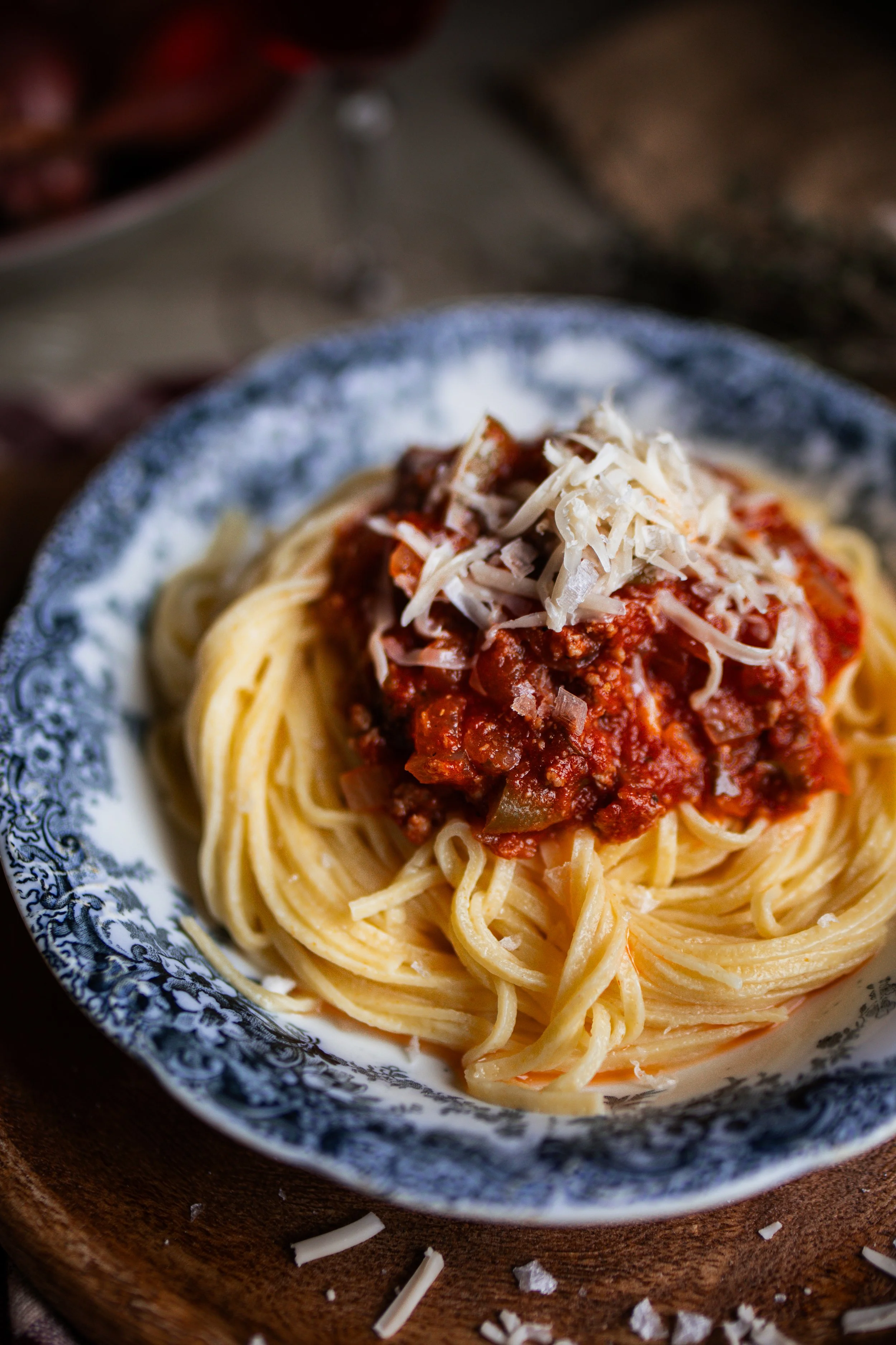 Timeless Comfort: Classic Spaghetti Bolognese with Homemade Semolina ...