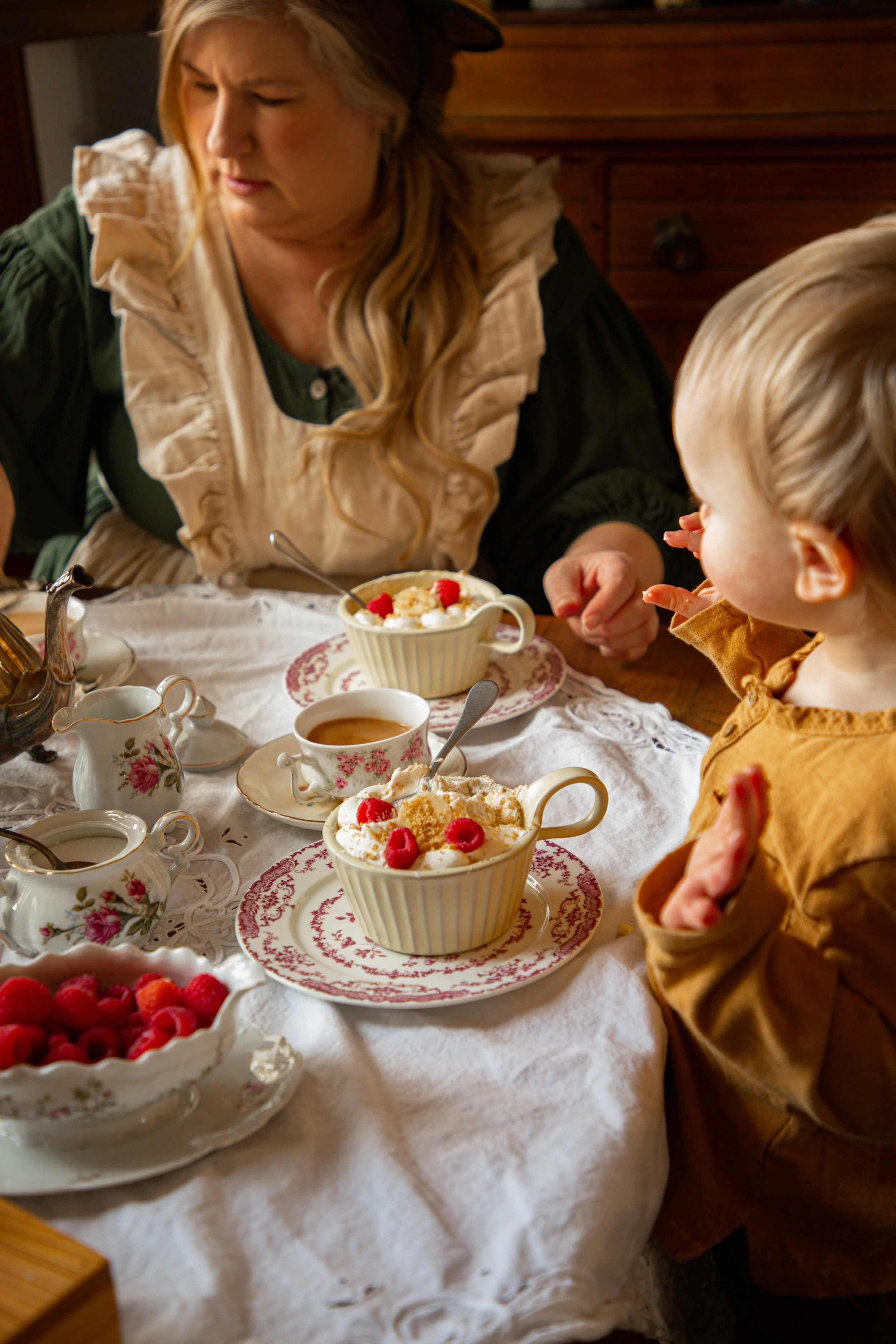Banana Pudding with Graham Cracker Crumbles — Under A Tin Roof