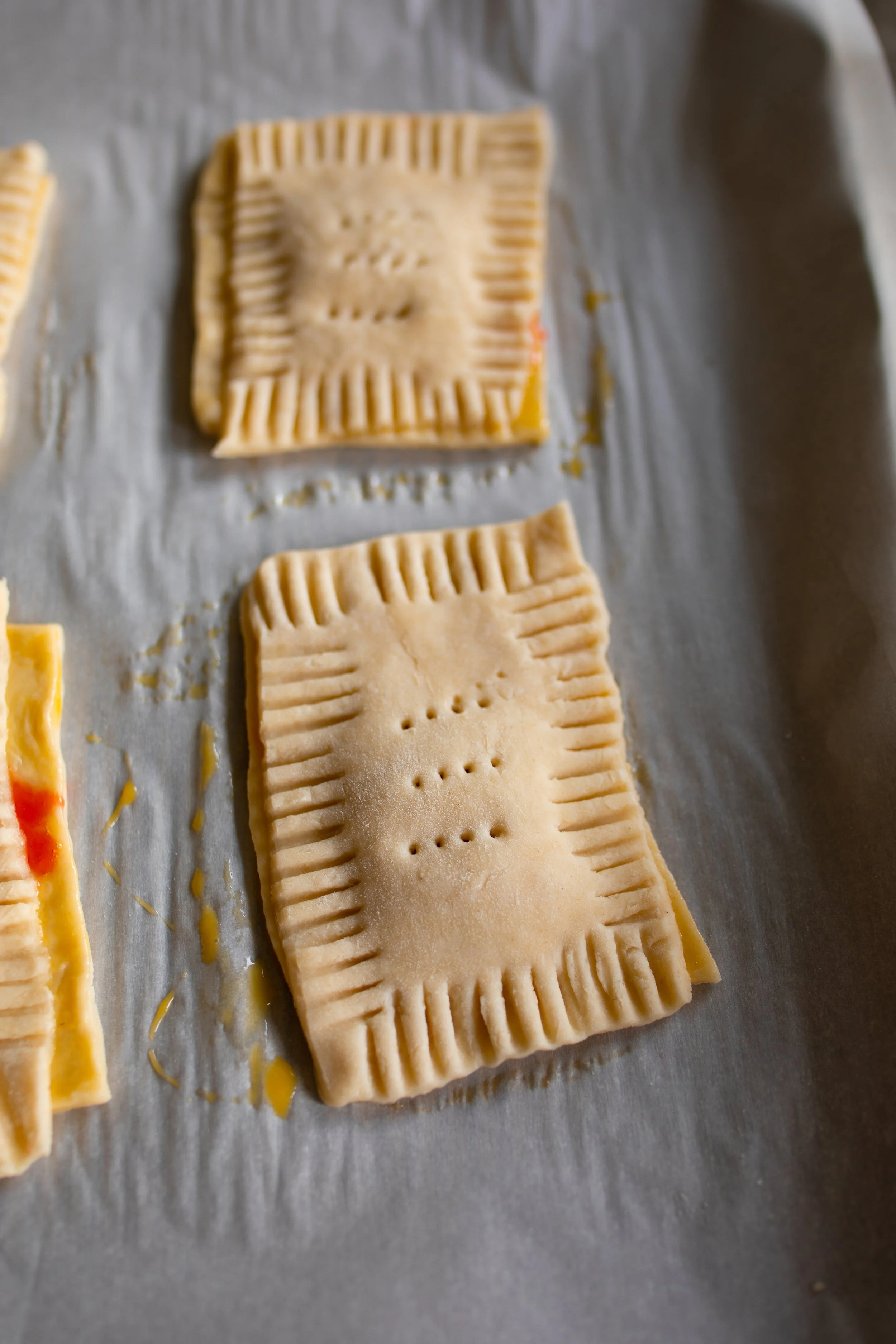 Homemade Fresh Strawberry Pop Tarts: Easy Nostalgic Breakfast Treat ...