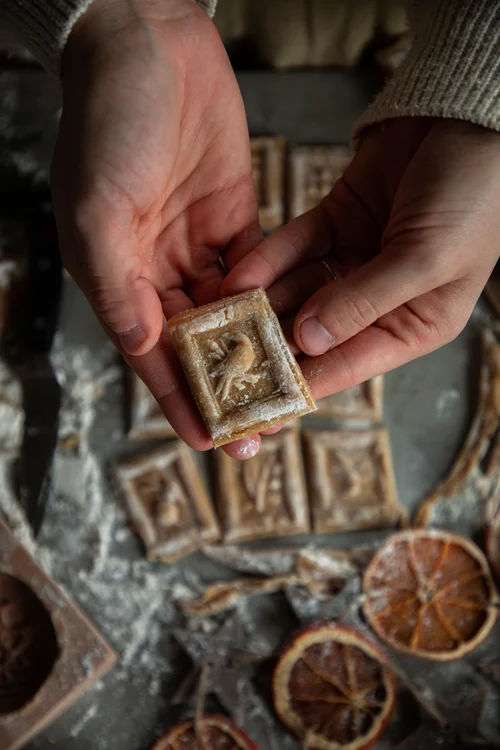 Spiced Molded Springerle Christmas Cookies | Festive Holiday Baking ...