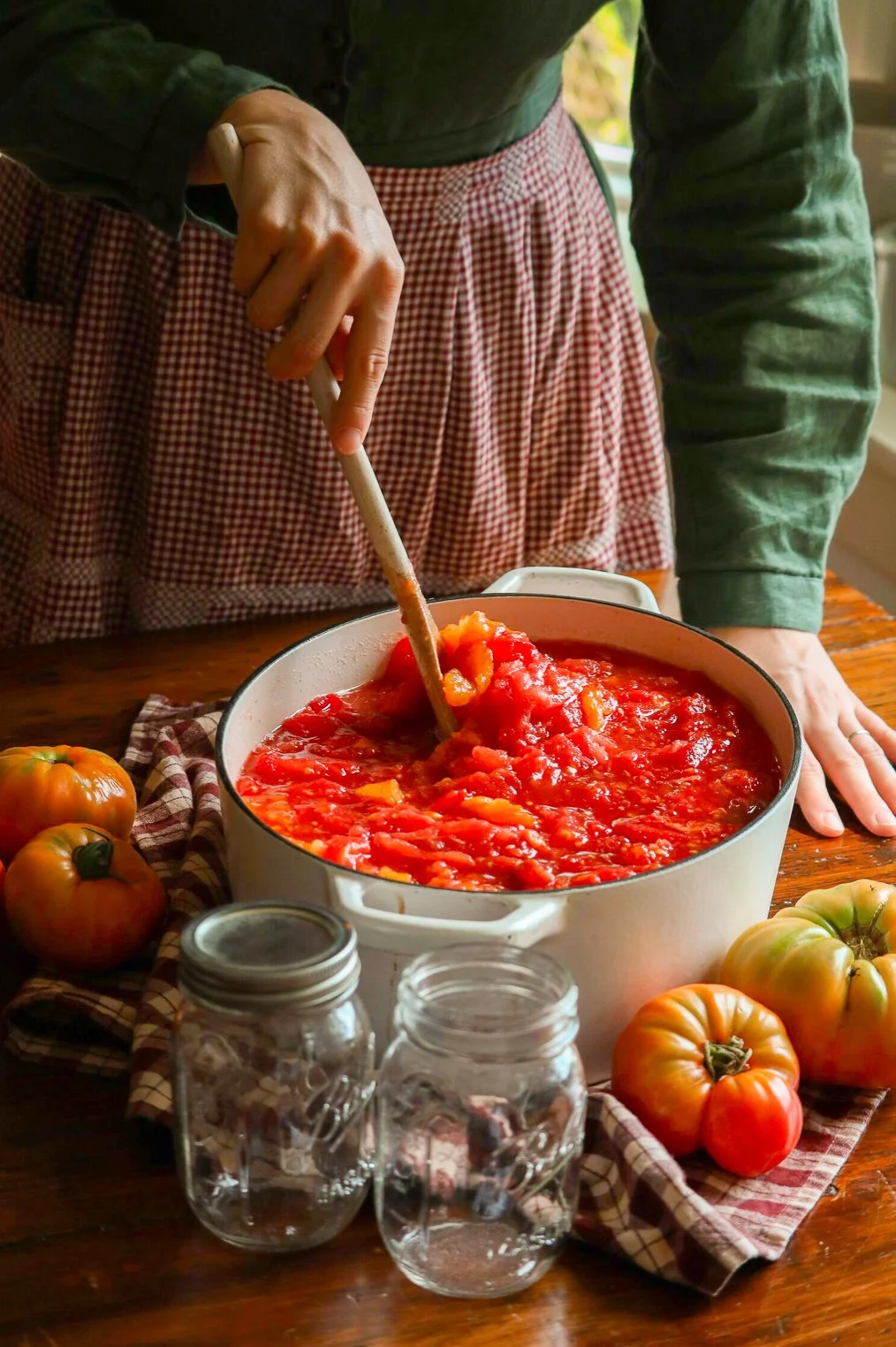 Tomato Sauce Canning Recipe and Guide | Preserve Summer's Bounty ...