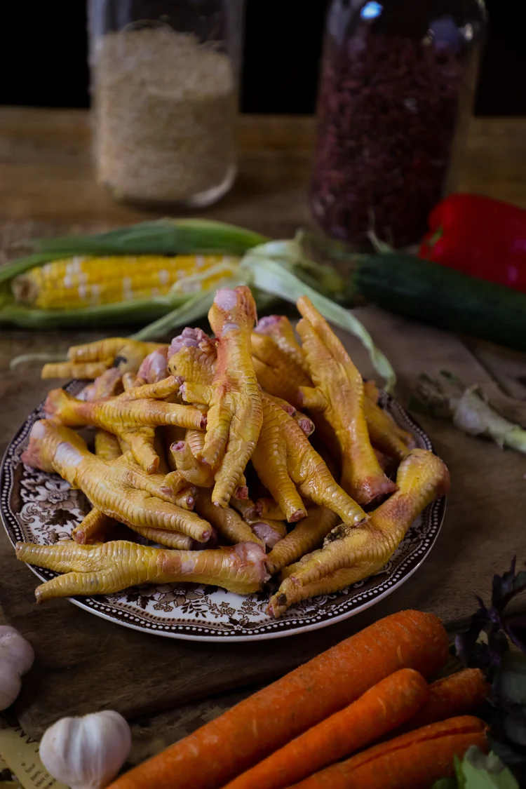 Making and Preserving Bone Broth with Chicken Feet — Under A Tin Roof