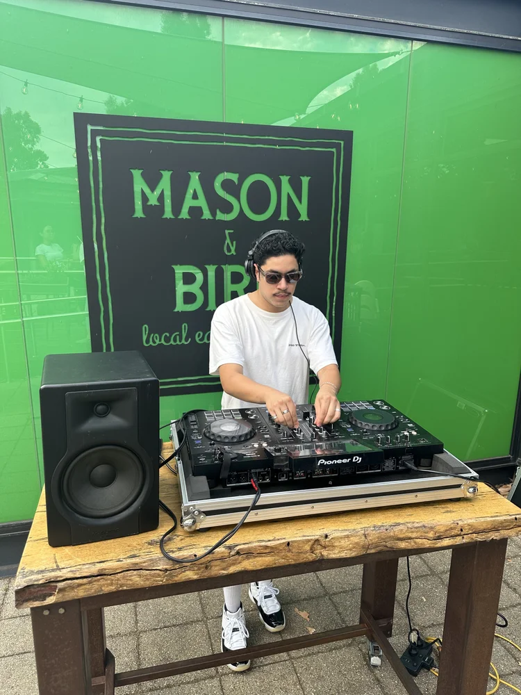 Menu — Mason & Bird