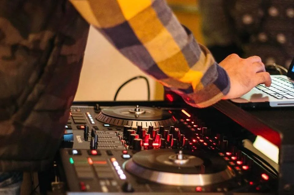 DEEJAY KHALIL