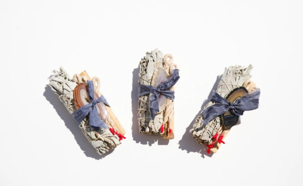 What're the Benefits of Saging — Meadow Collective